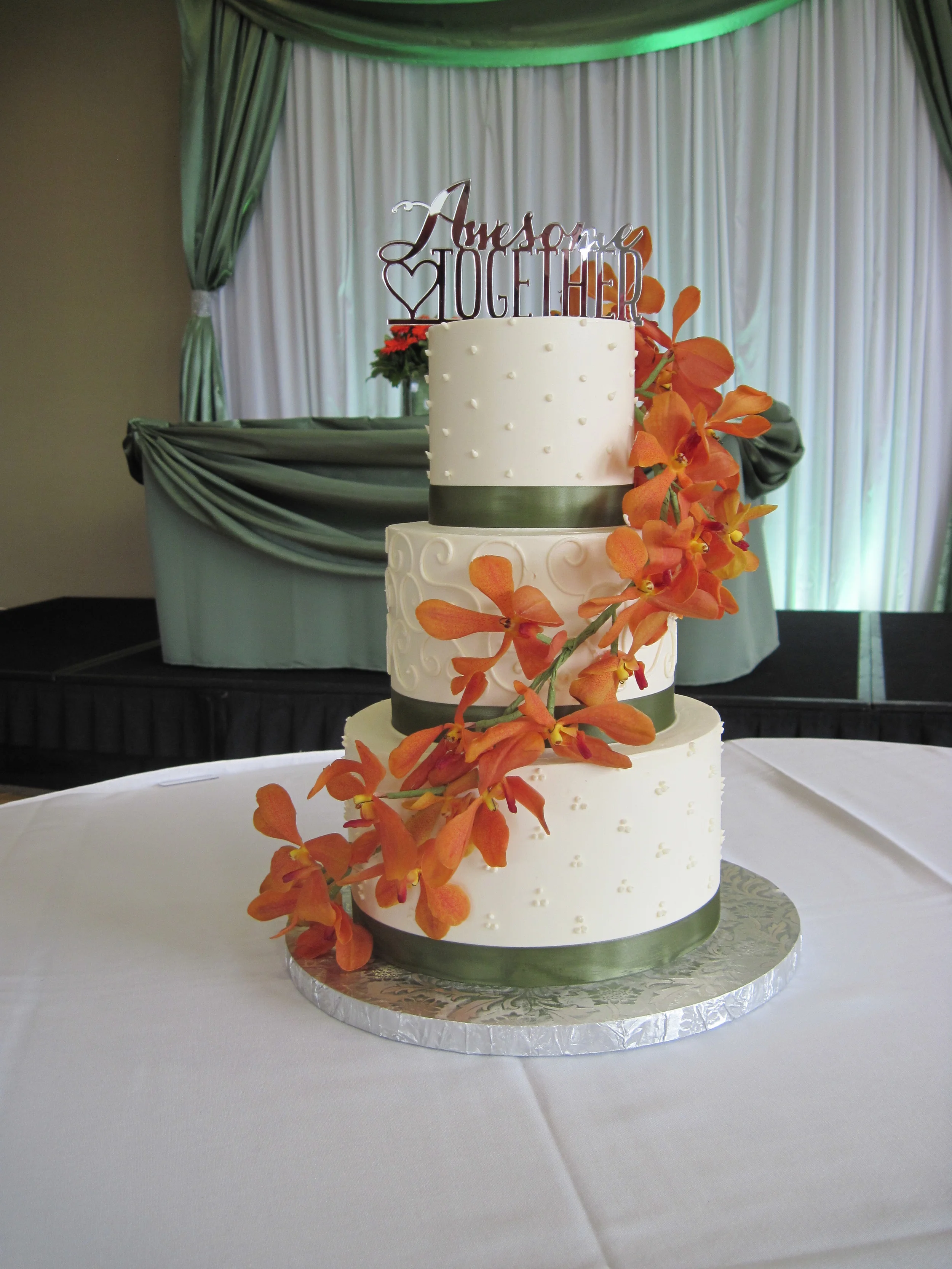 Wedding Cake Bakery in Bellevue & Seattle WA | Cakes By Crème de la Crème