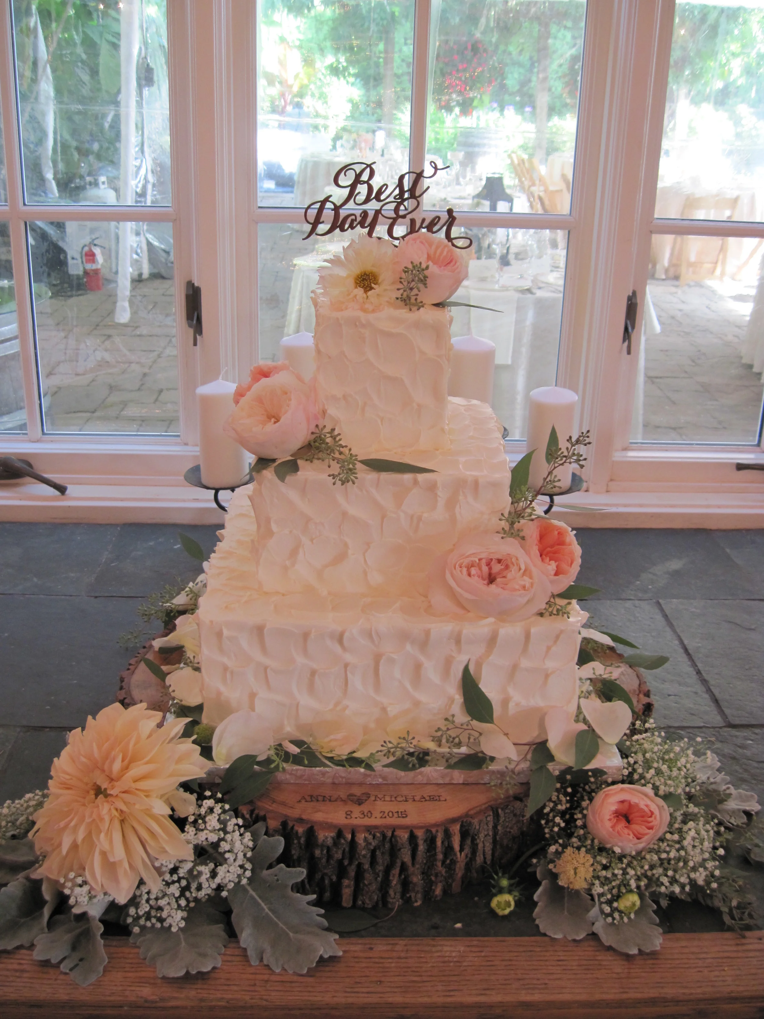 Wedding Cake Bakery in Bellevue & Seattle WA | Cakes By Crème de la Crème