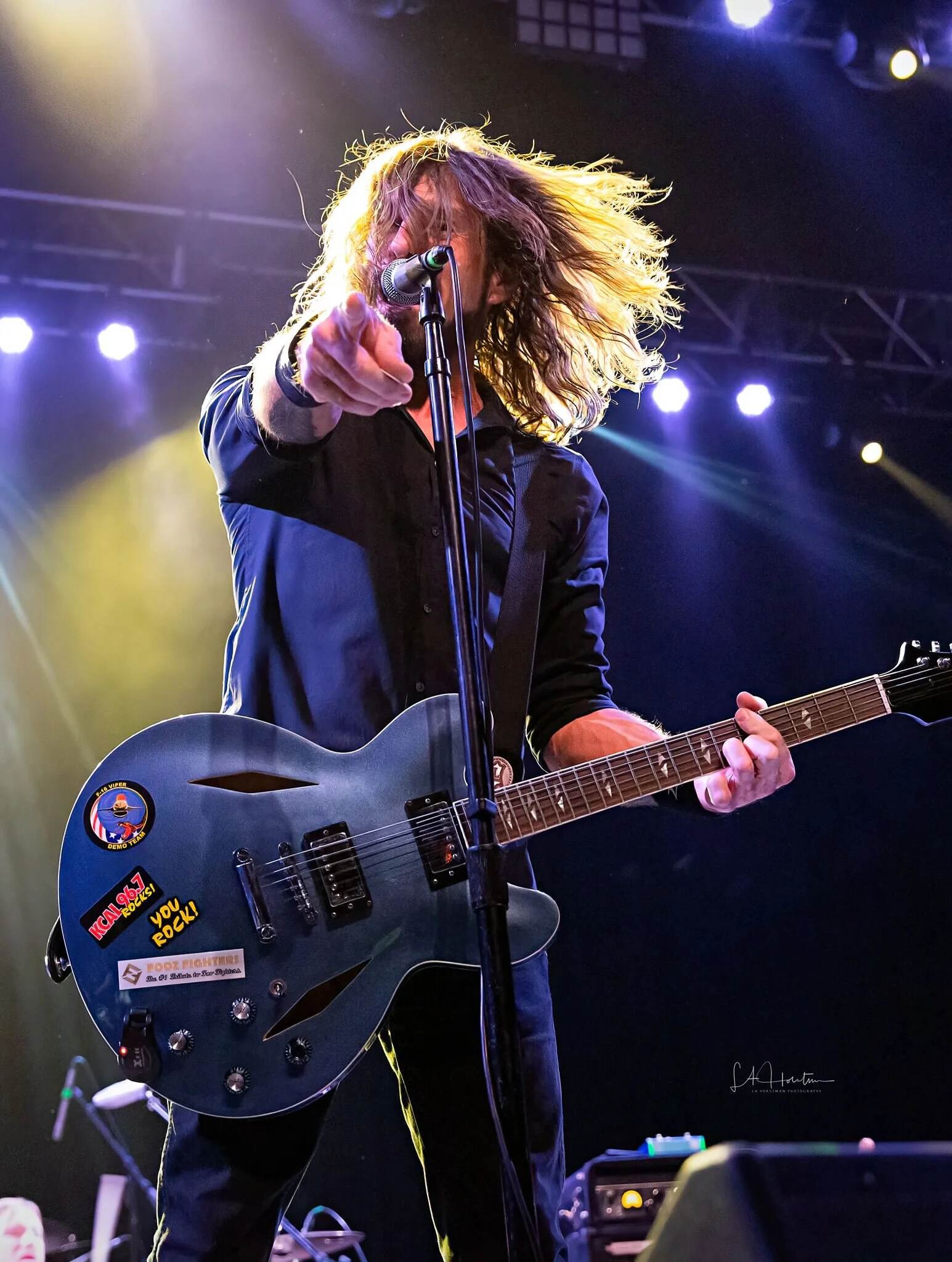 Media — Fooz Fighters