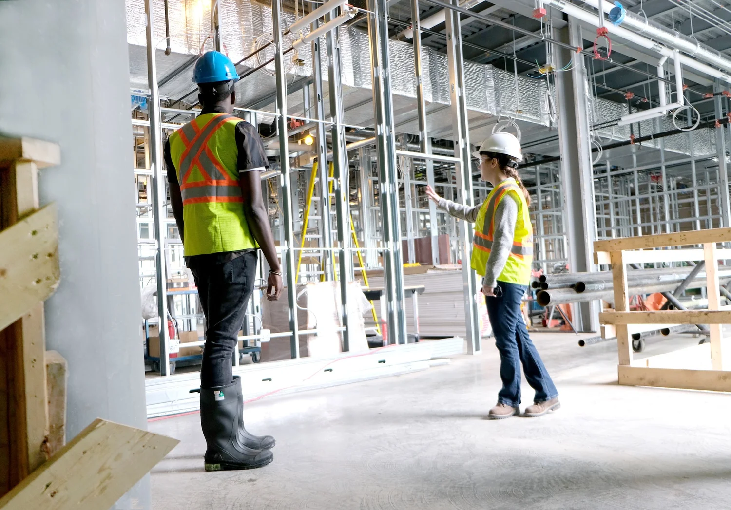 Engineering students tour on-campus construction site | SMU News and Events