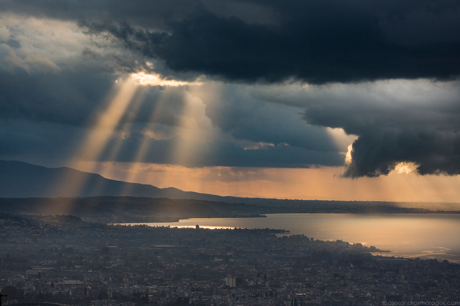 Photography: Capturing The Radiant Light of Greece - Alexandros Maragos