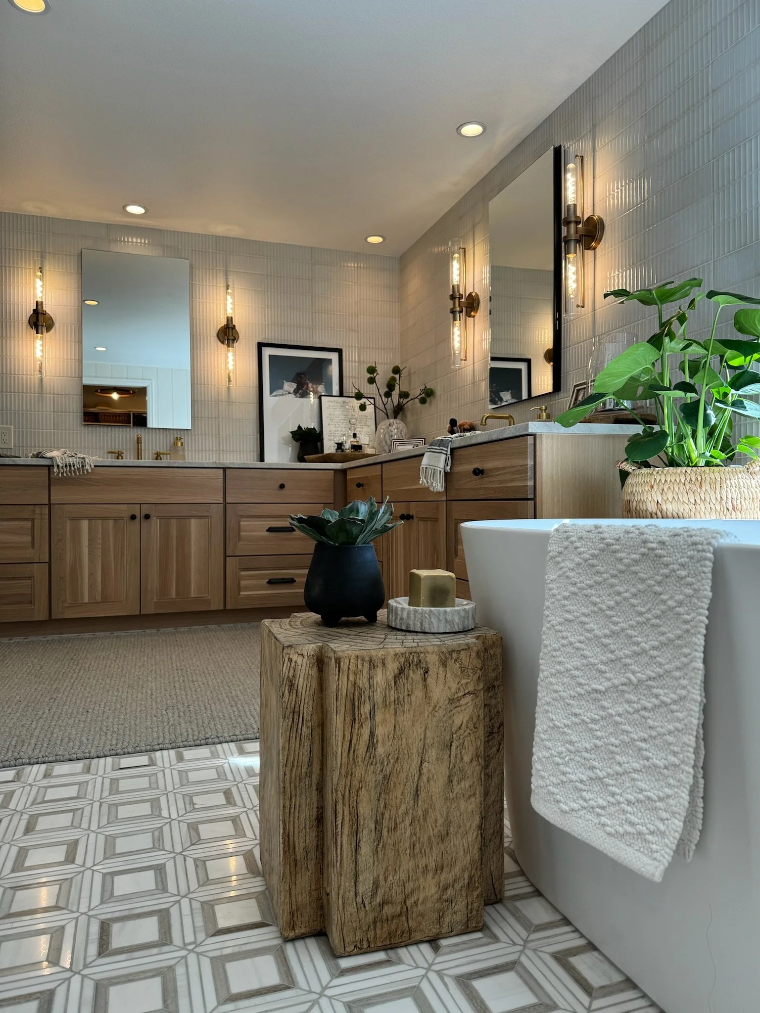 Bowser's Kitchen & Bath Cabinets