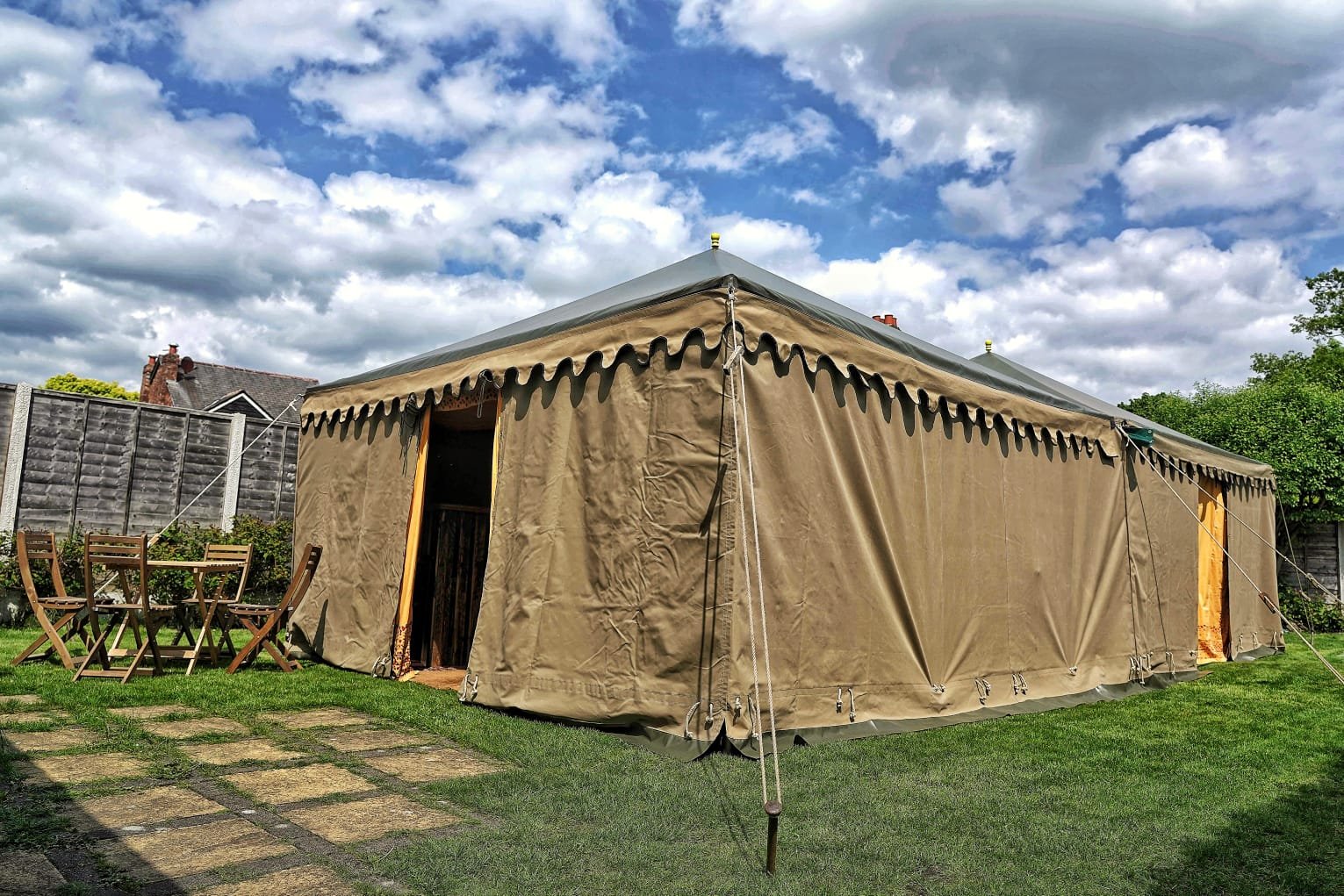 Resonate Events - Back Garden Cinema Hire