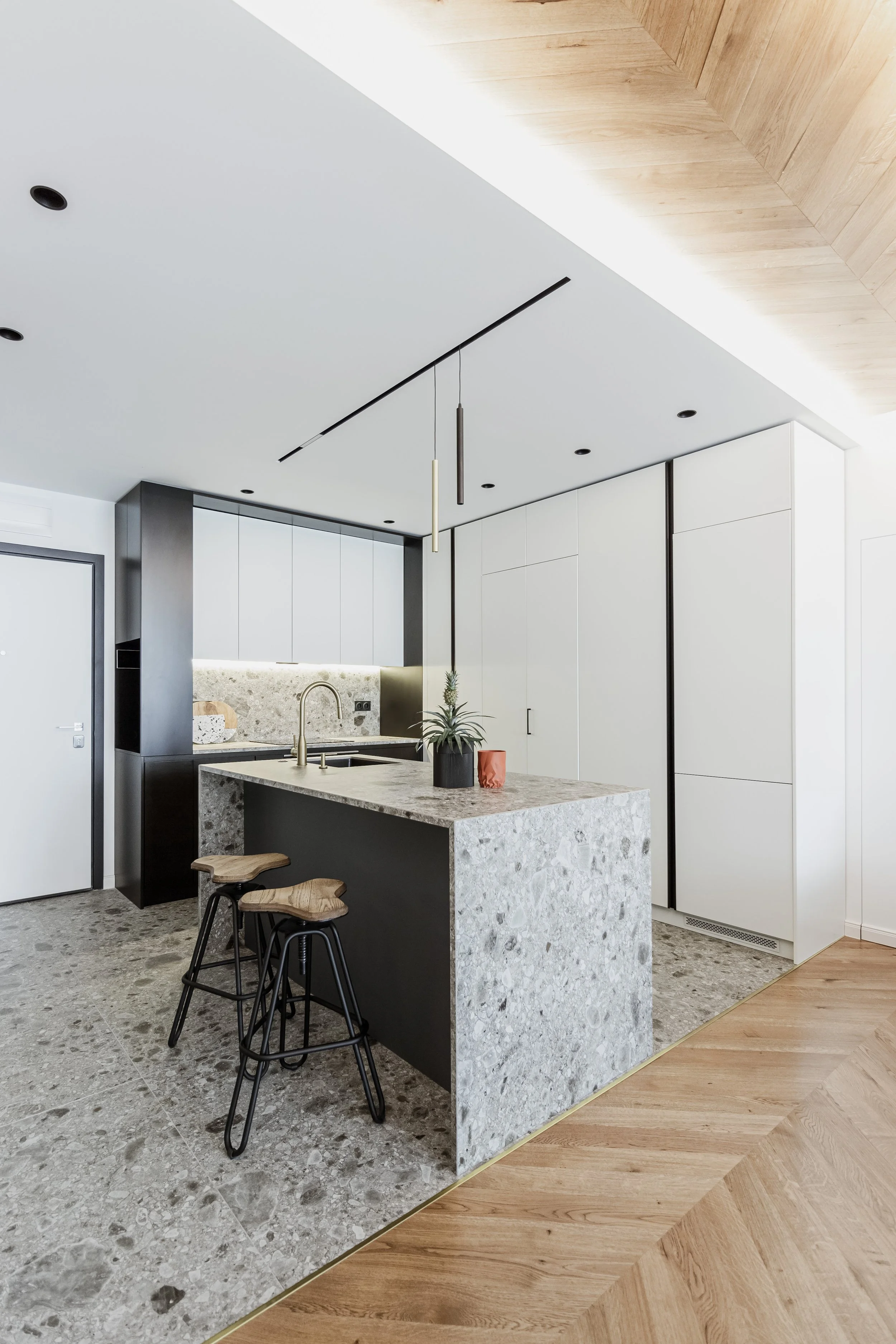 AMAYA RESIDENCE — Interior Design For Your Space – VOOOD
