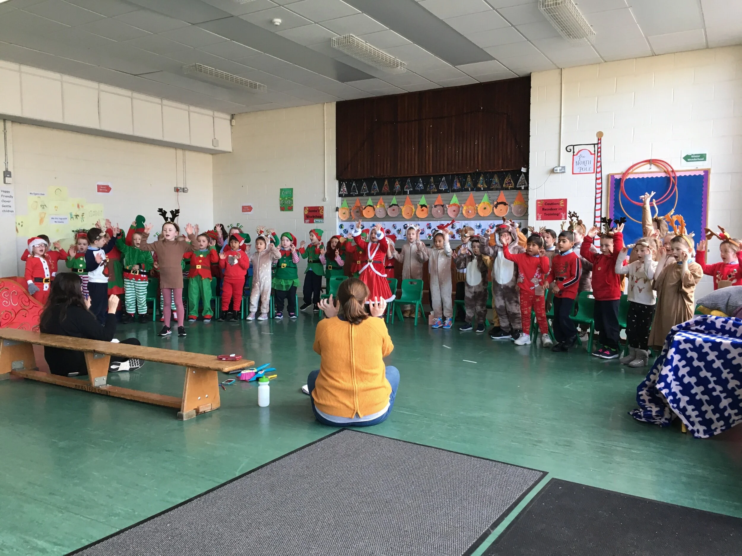 Senior infants Christmas play — Saint Fergals National School Bray