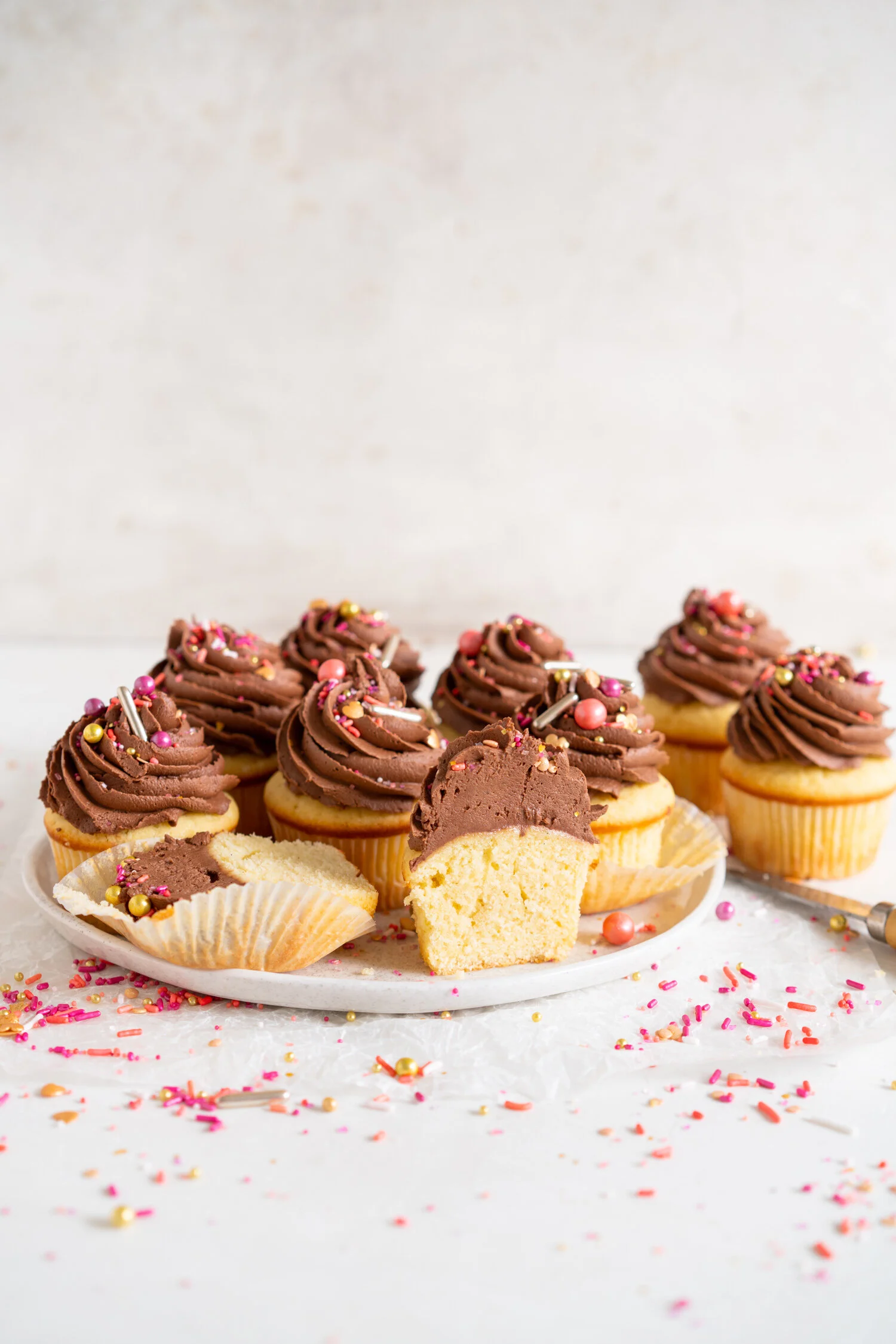 Vanilla Bean Cupcakes with Chocolate Peanut Butter Buttercream — Cloudy ...