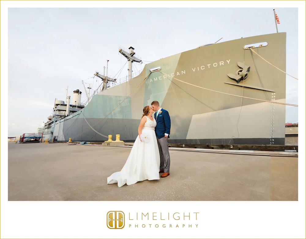 Amy + Michael Step Into The Limelight | The Florida Aquarium | Tampa ...