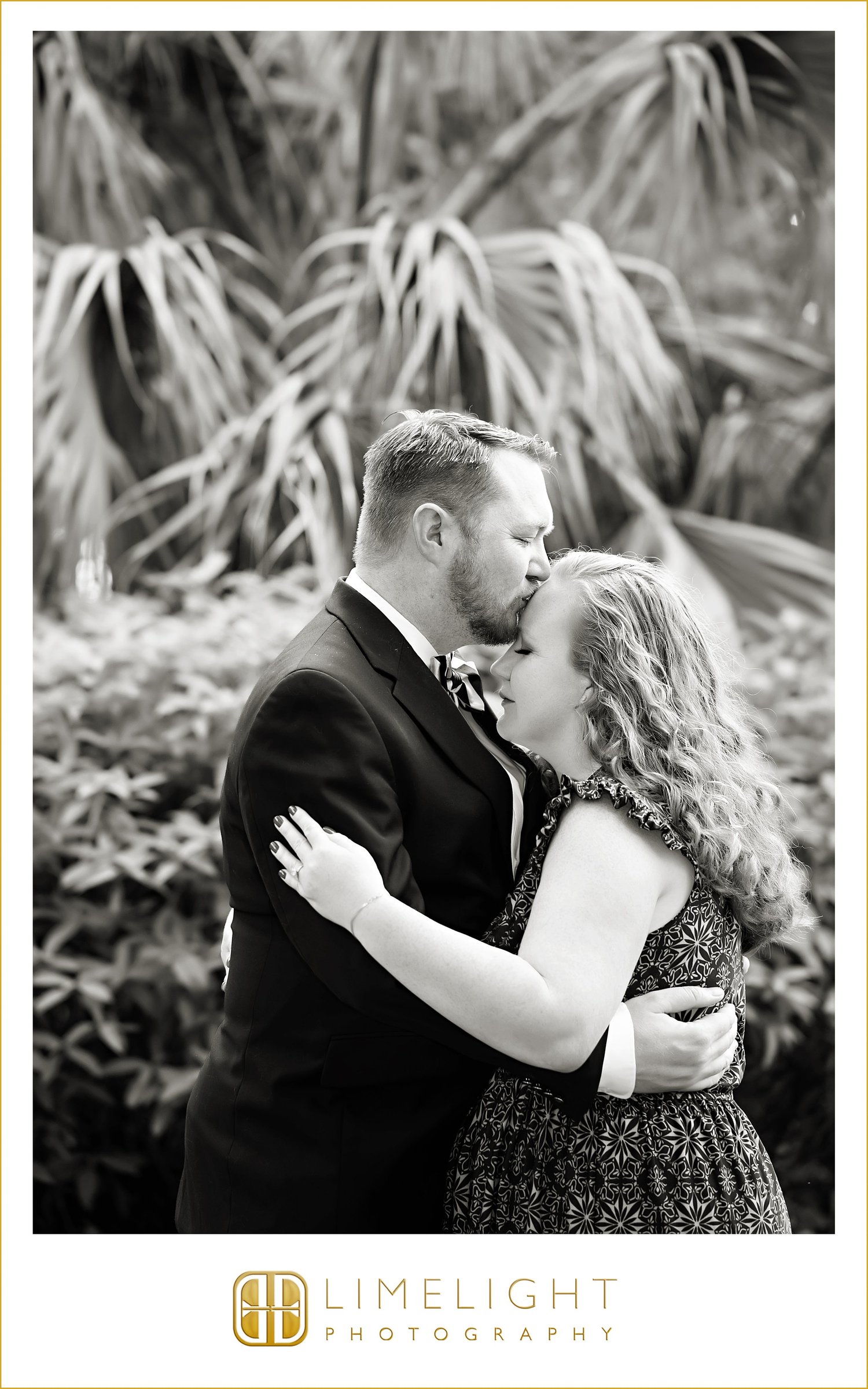 Michelle + Alex Step Into The Limelight | Abercrombie Park | St ...