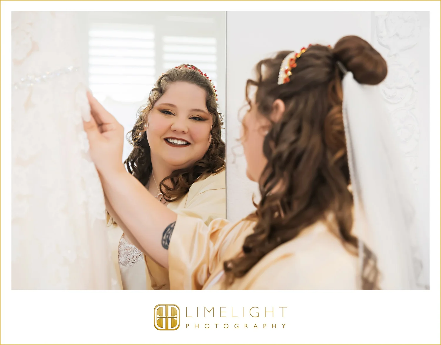 Jessica + Tyler Step Into The Limelight | Legacy Lane Weddings ...