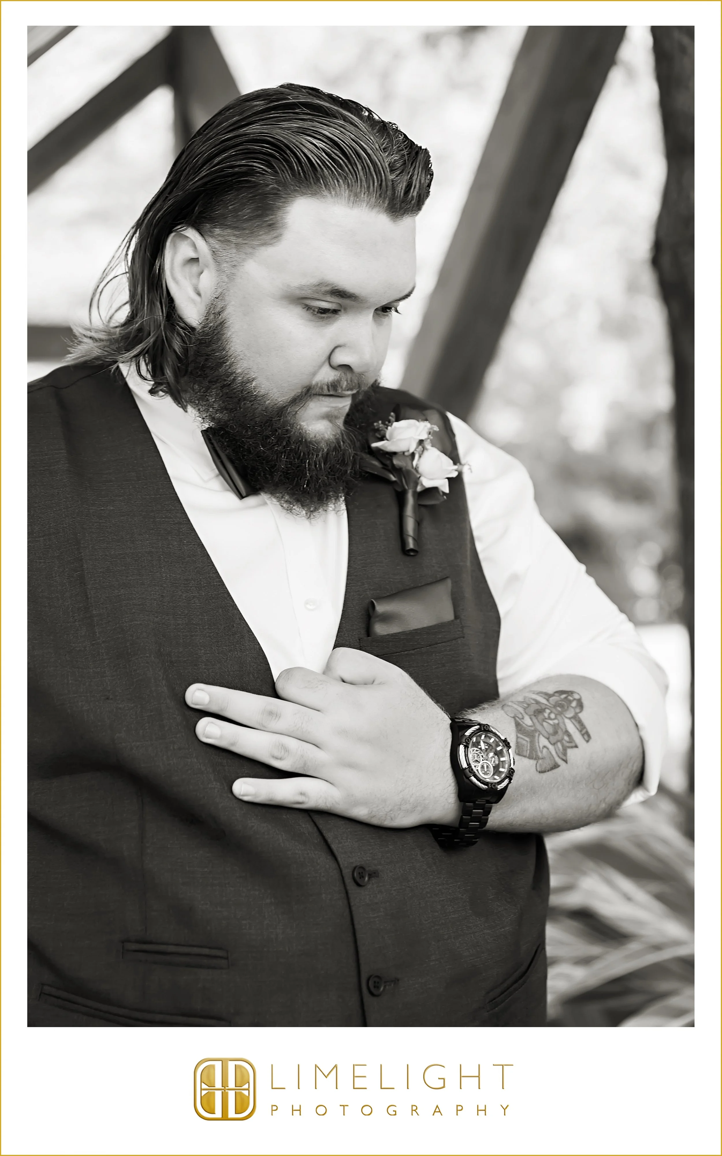 Jessica + Tyler Step Into The Limelight | Legacy Lane Weddings ...