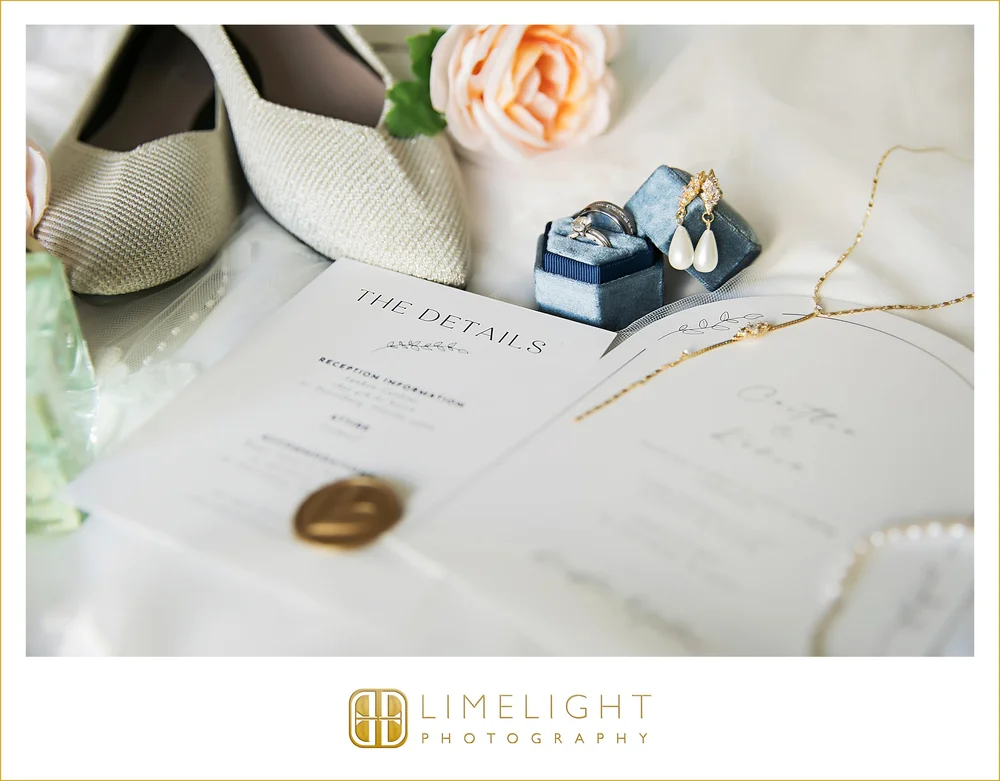 Caitlin and kevin wedding | Beachweddingtips.com