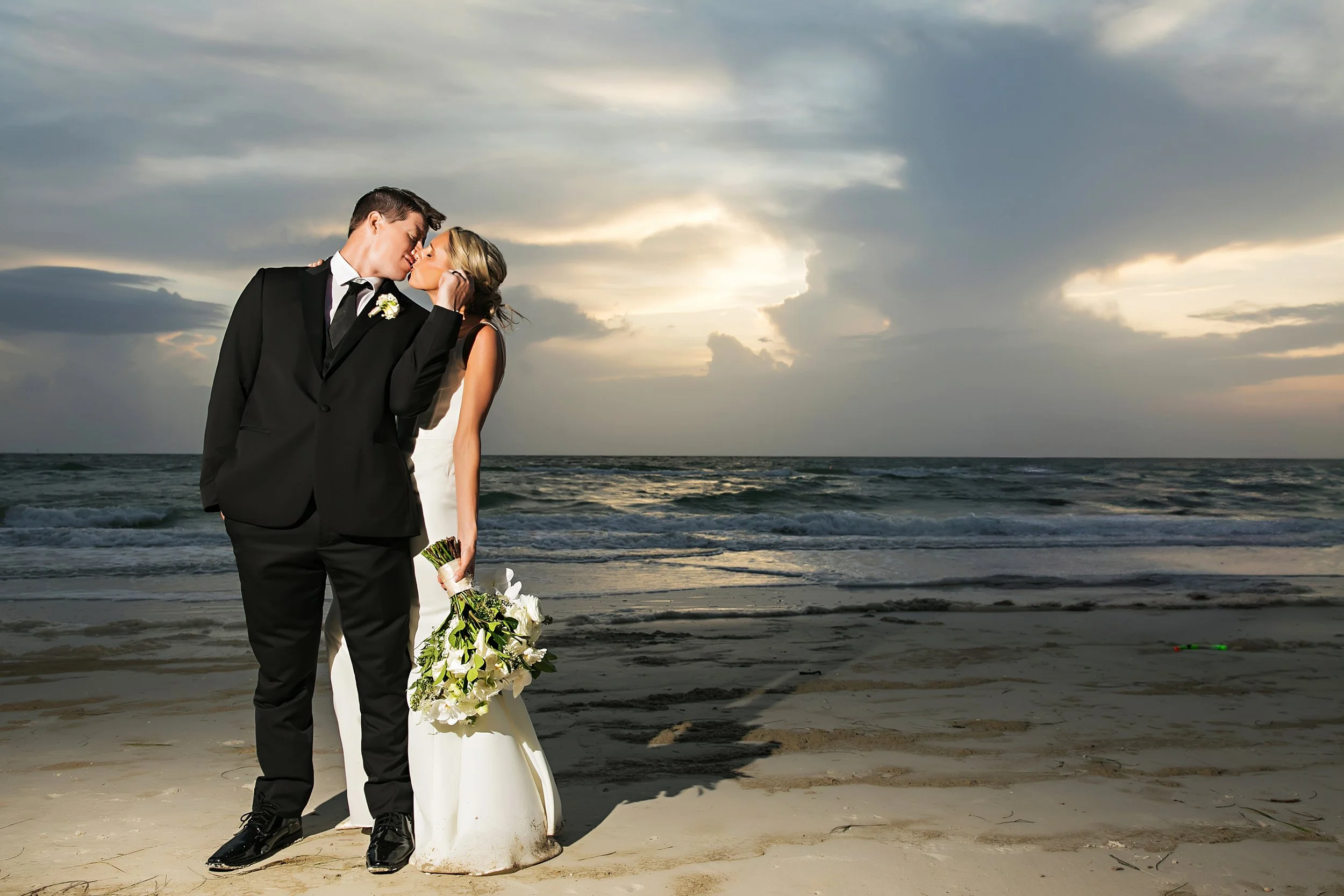 LUXURY WEDDING PHOTOGRAPHY STUDIO SPECIALIZING IN WEDDING ...