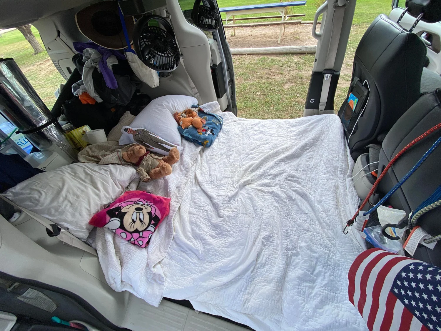 How to Easily Turn Your Minivan into a Minivan Camper! — Big Brave Nomad