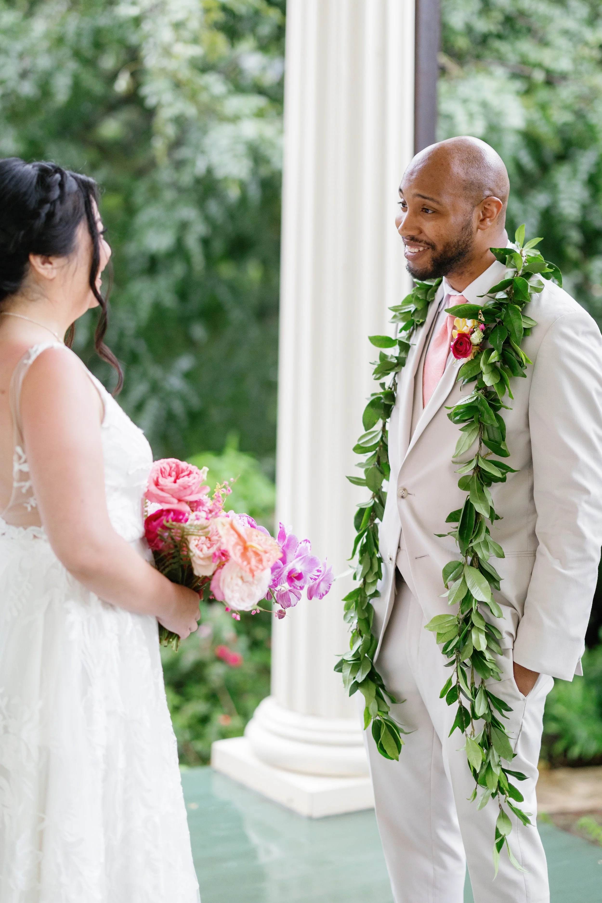 Jenni and Darrell's Destination Hawaii Wedding — Love Letter Weddings