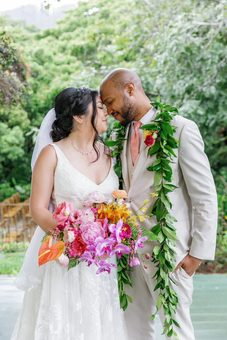 Jenni and Darrell's Destination Hawaii Wedding — Love Letter Weddings
