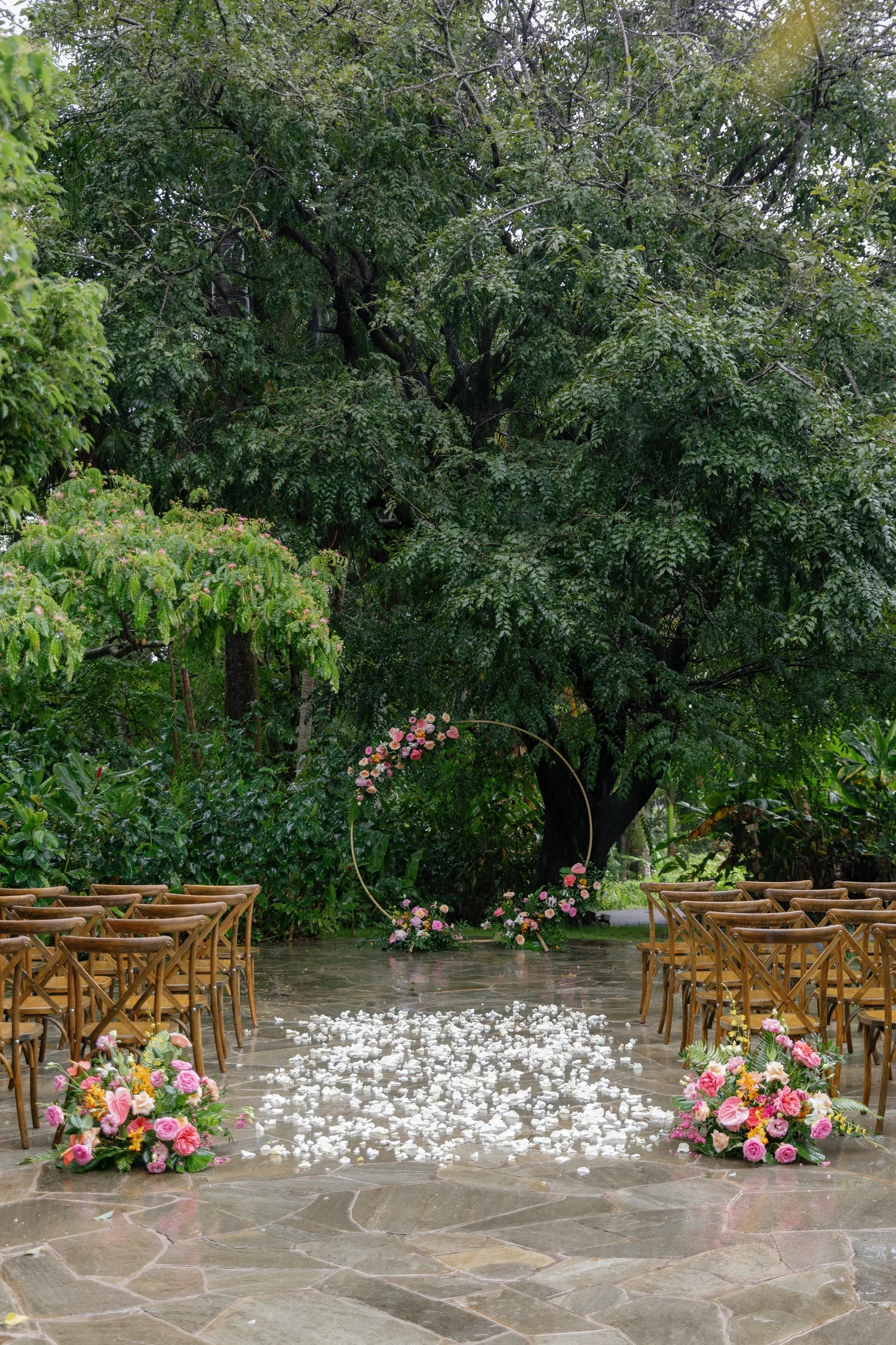 Jenni and Darrell's Destination Hawaii Wedding — Love Letter Weddings