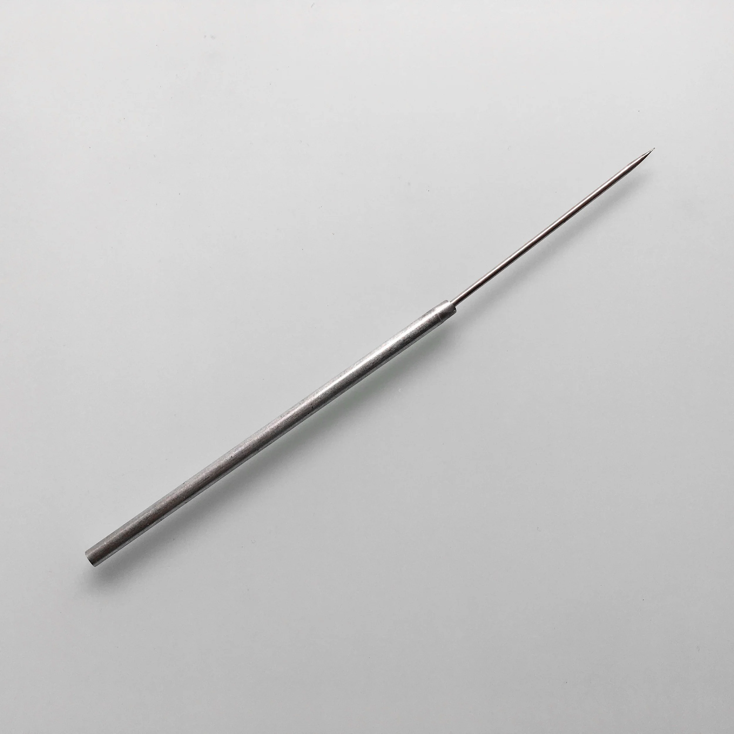 Dissecting Needle — URBECO