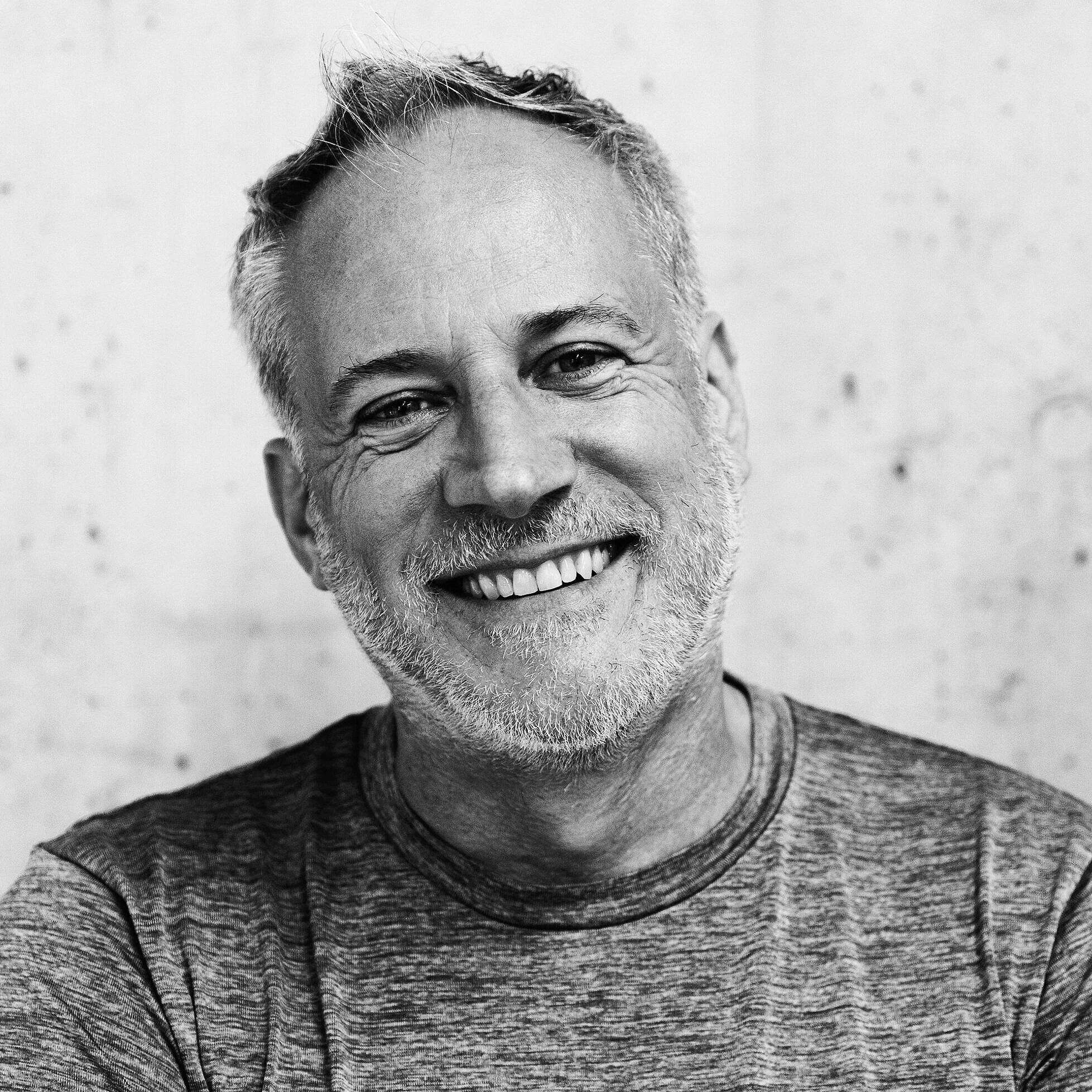 ABOUT — Frank Hahn