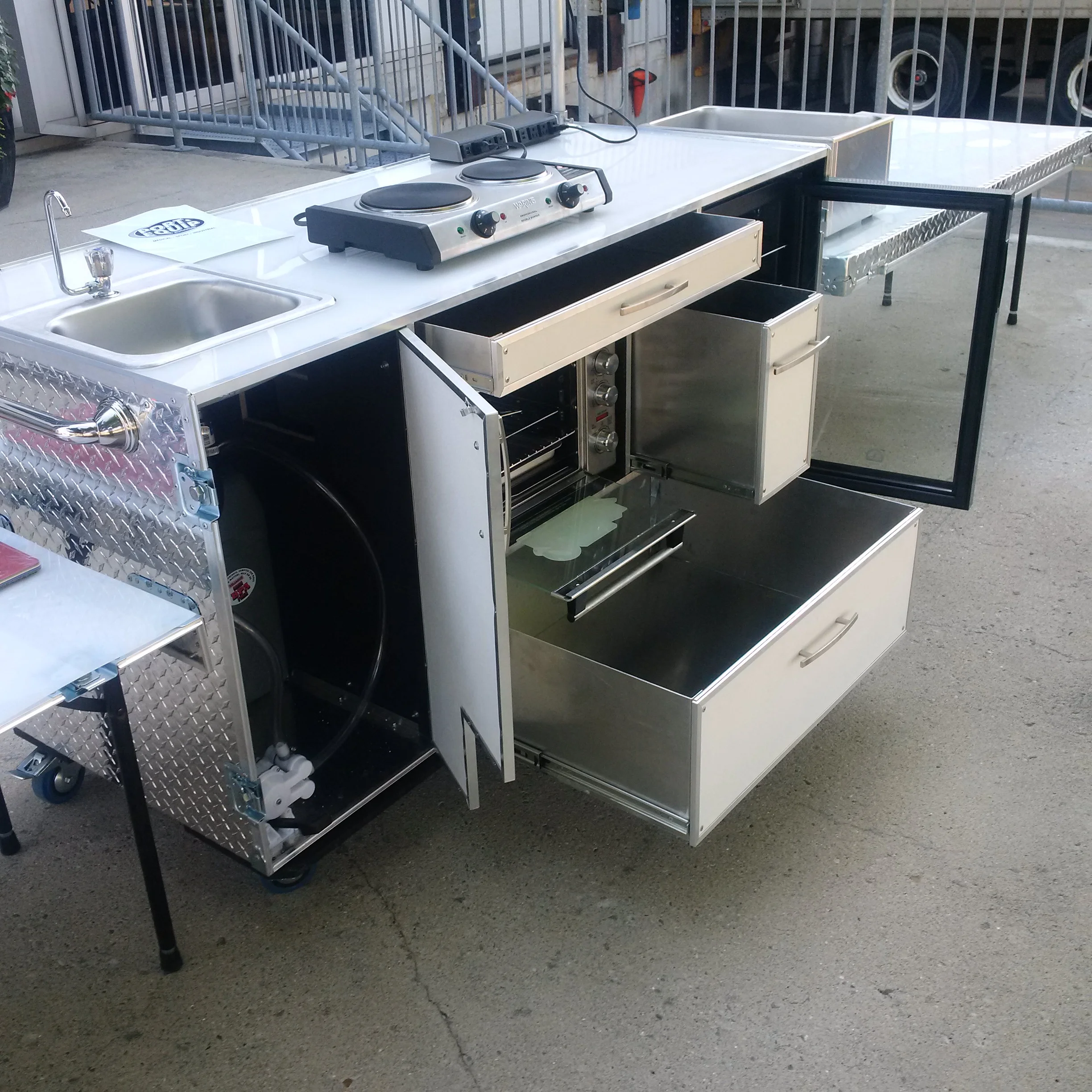 Chef's Mobile Kitchen — Stephenson Custom Case Company