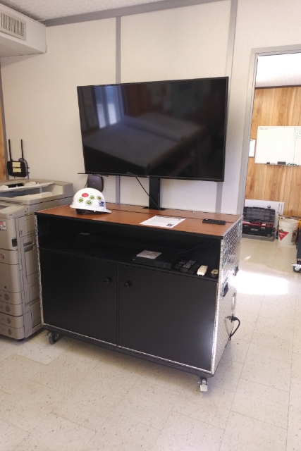 Mobile Boardroom — Stephenson Custom Case Company