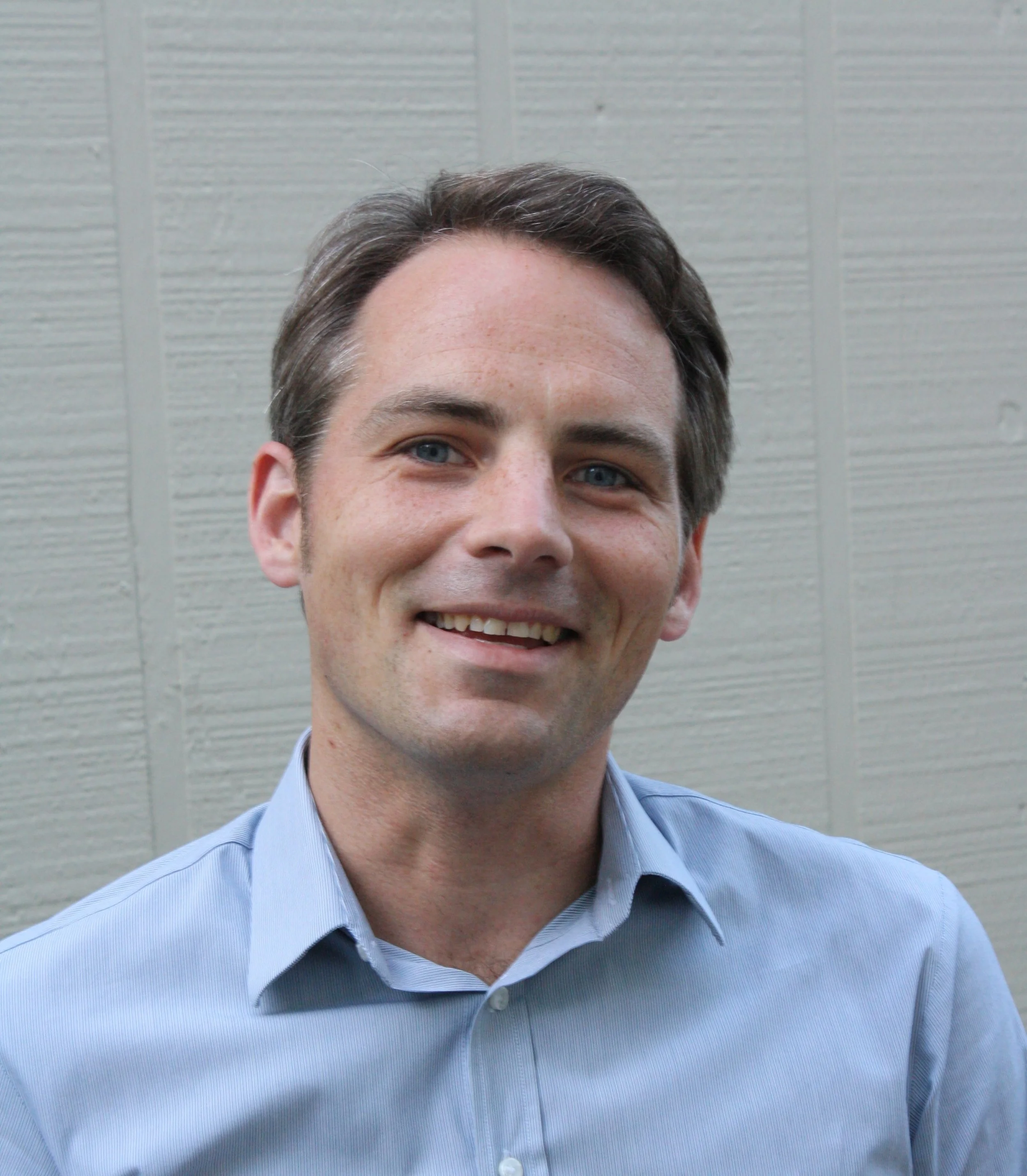 Bio — Robert Long Foreman