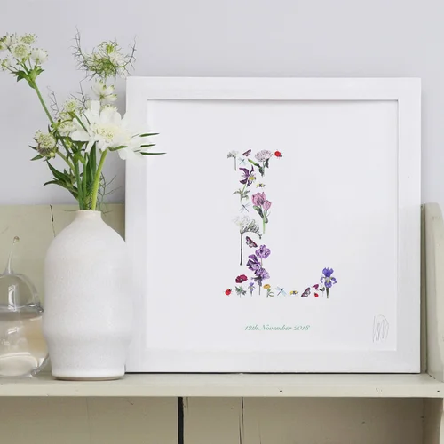 Painted flower initial — Lâle Güralp