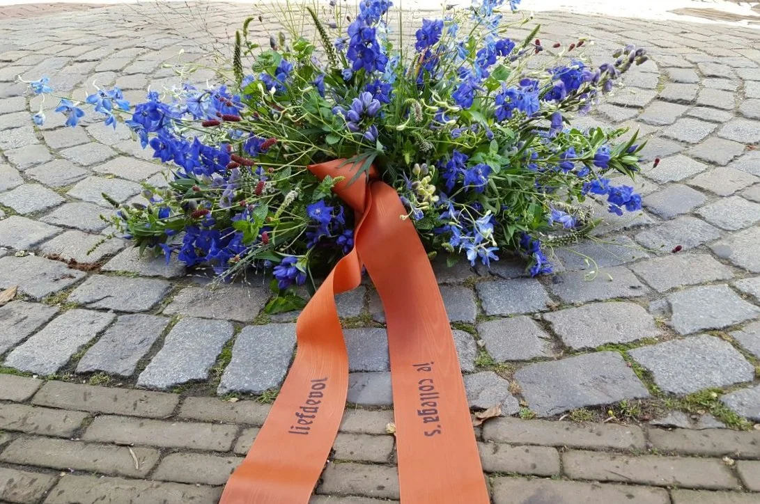 Mourning Flower Arrangements — Klavertje Vijf