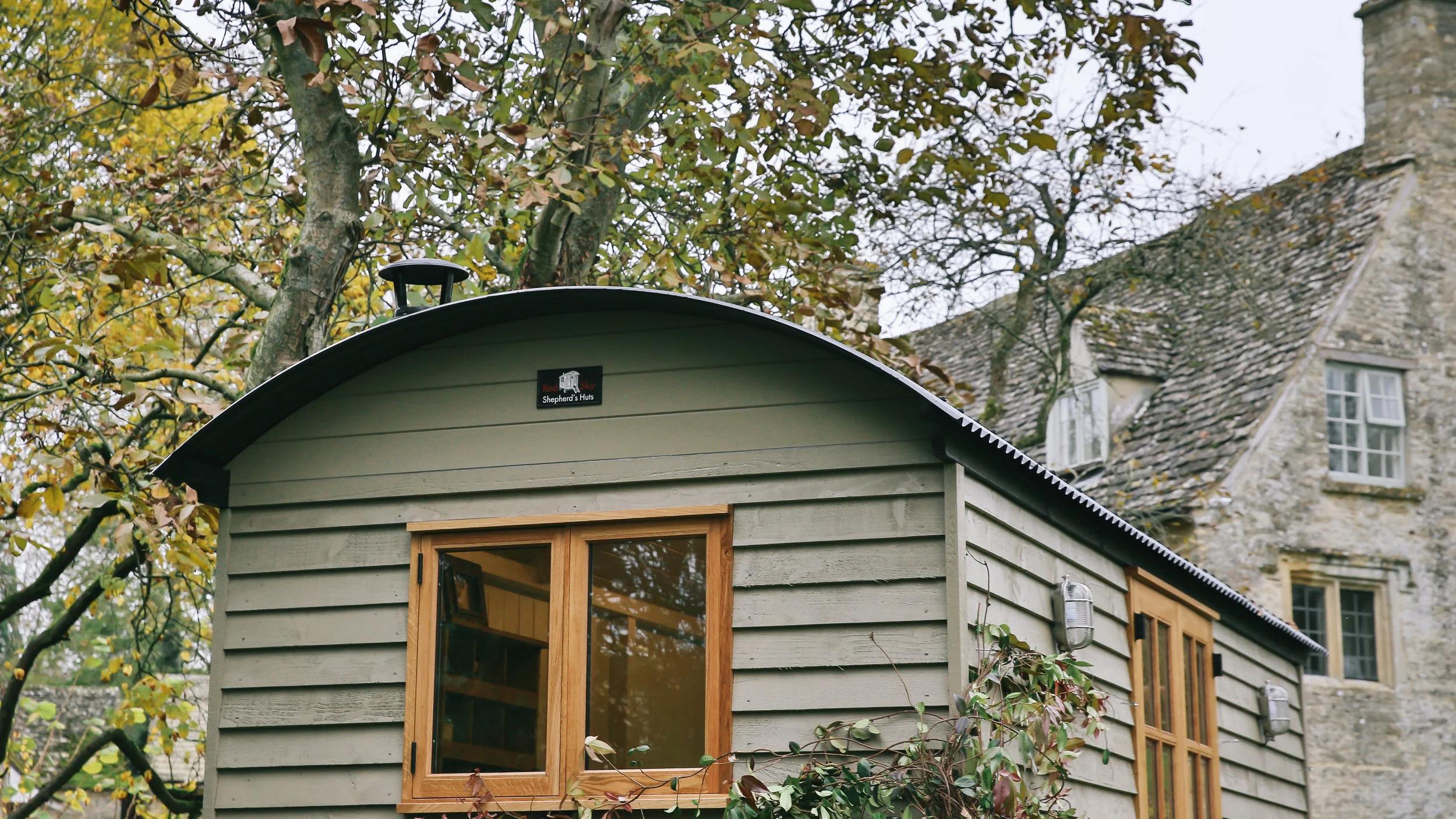 Shepherd's huts for sale | Red Sky Shepherd's Huts | Oxfordshire ...