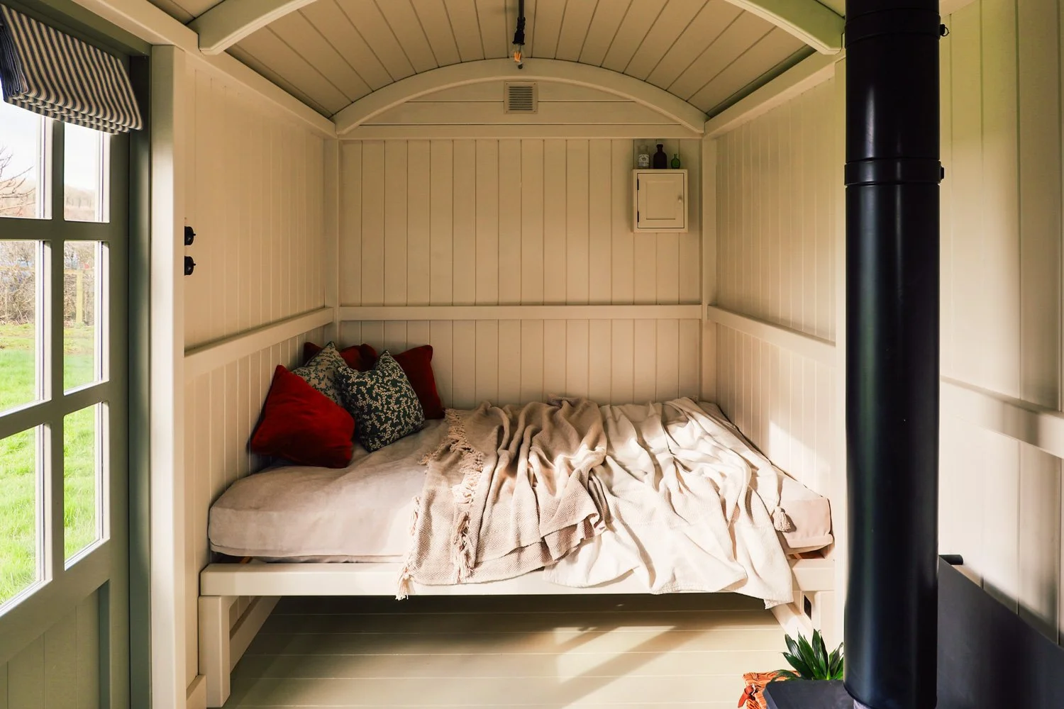 Huts Available Now | Red Sky Shepherd's Huts — Red Sky Shepherd's Huts