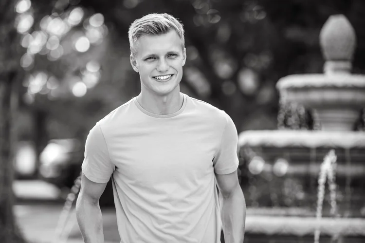 DOs and DON'Ts at your headshot session - for the men — Photographer ...