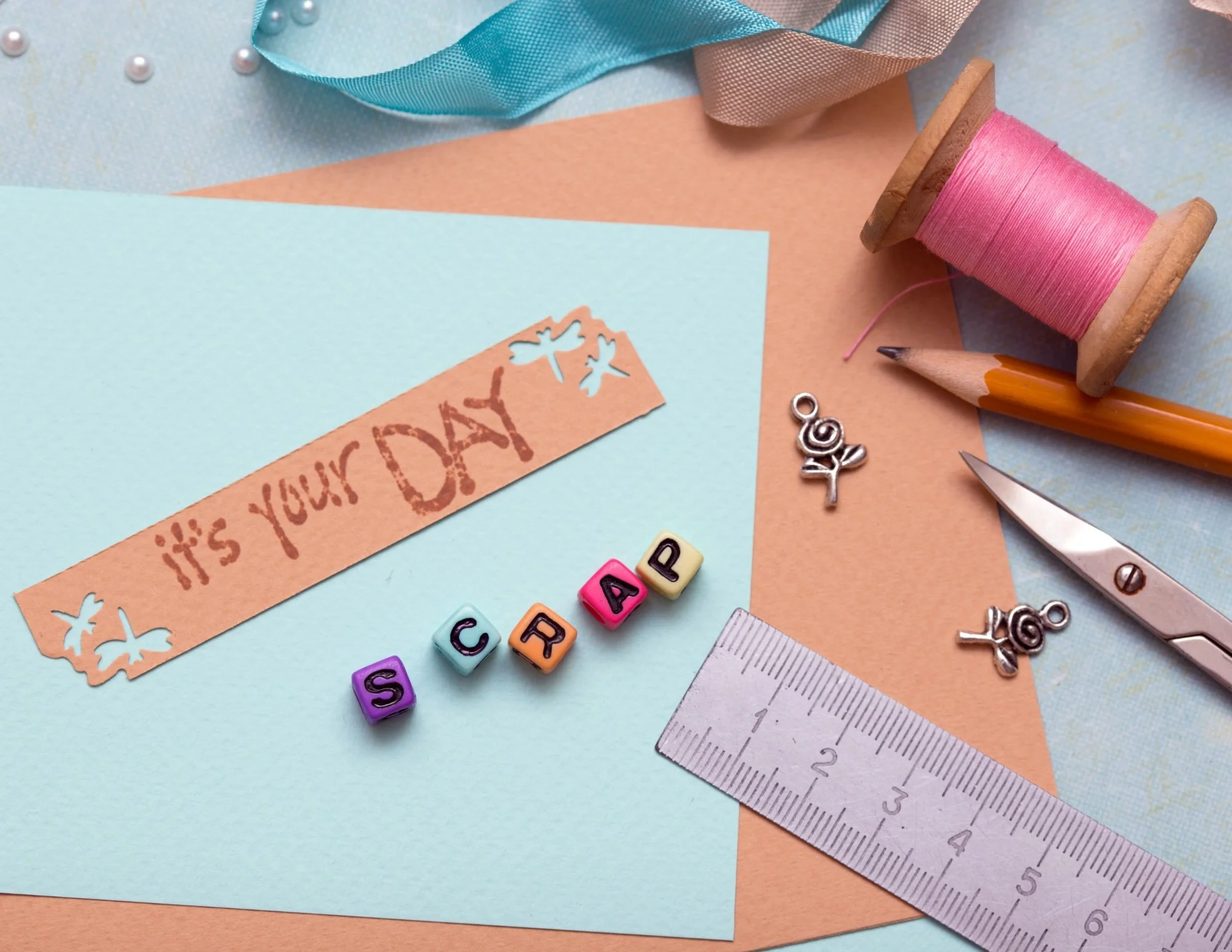 Memory Books: Creating A Visual Representation of the Year's Biggest ...