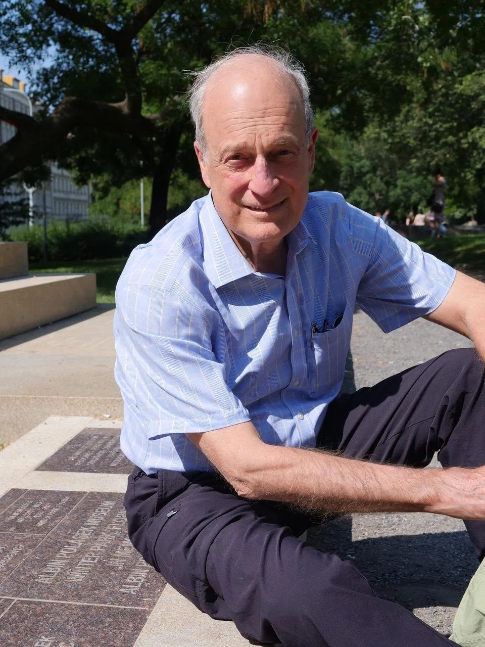 Robert W. Doubek - Creating the Vietnam Veterans Memorial — Page & Palette