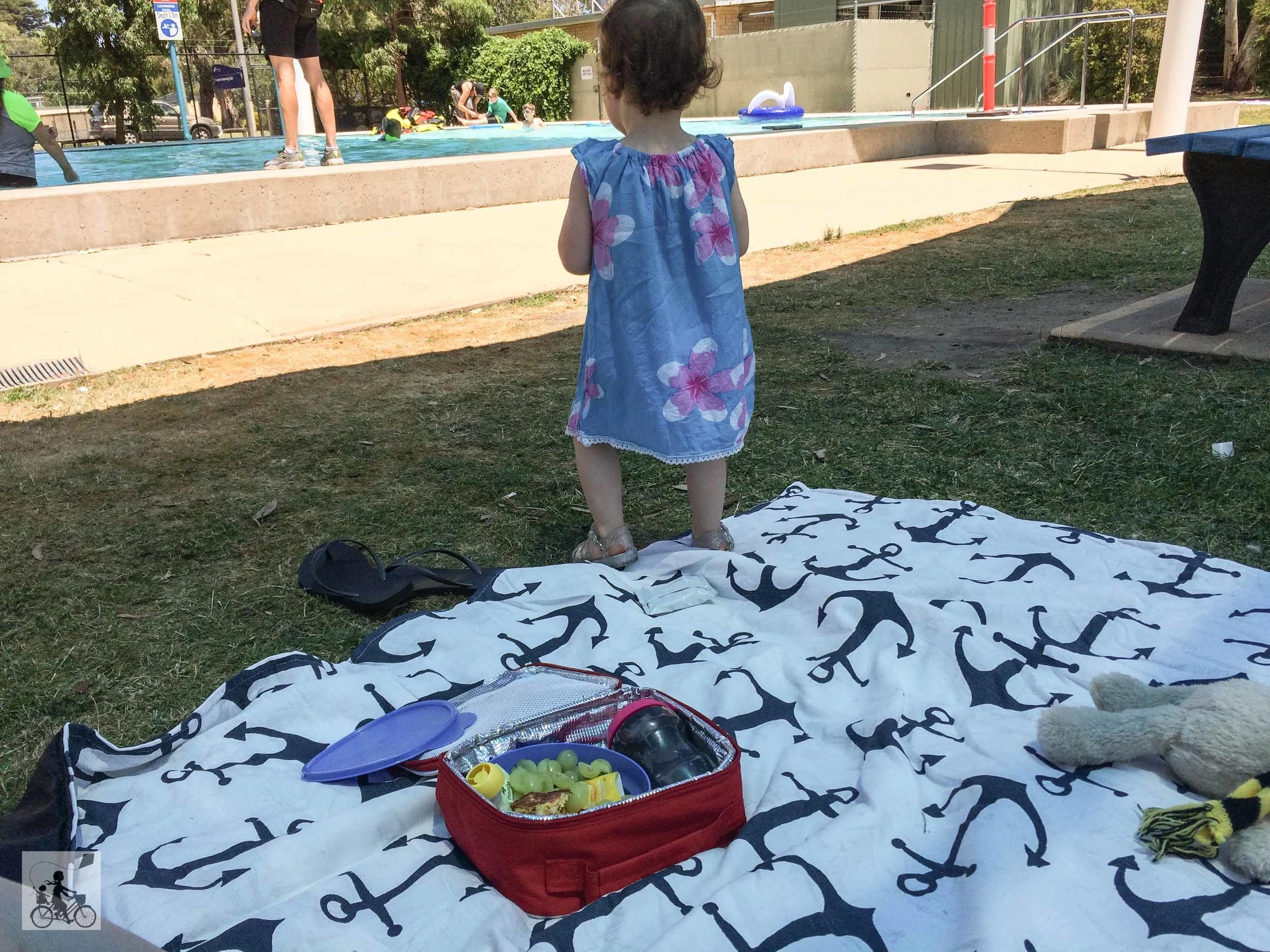 croydon memorial pool, croydon — mamma knows east