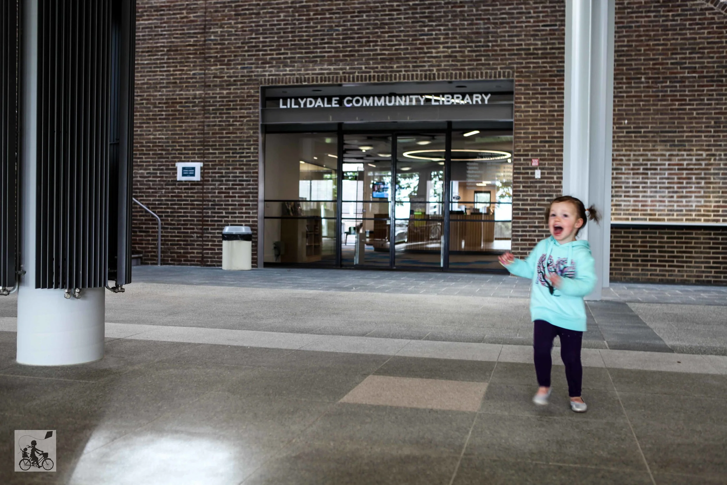 Lilydale Community Library, Lilydale — mamma knows east