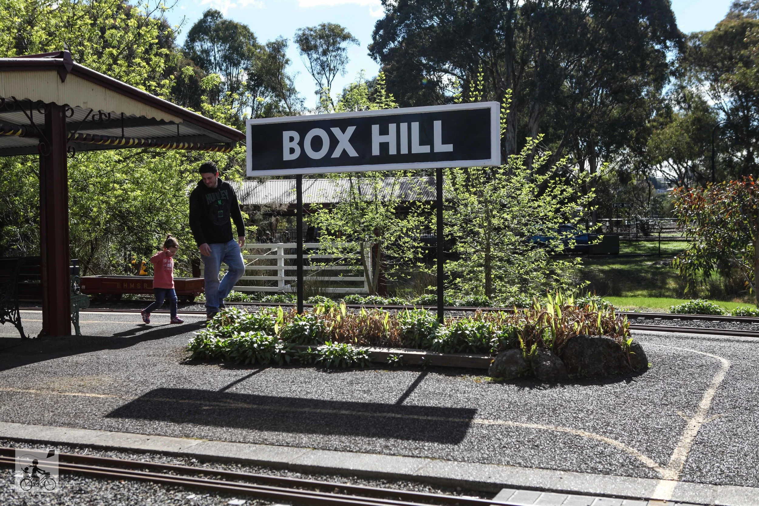 box hill miniature steam railway, mont albert north — mamma knows east