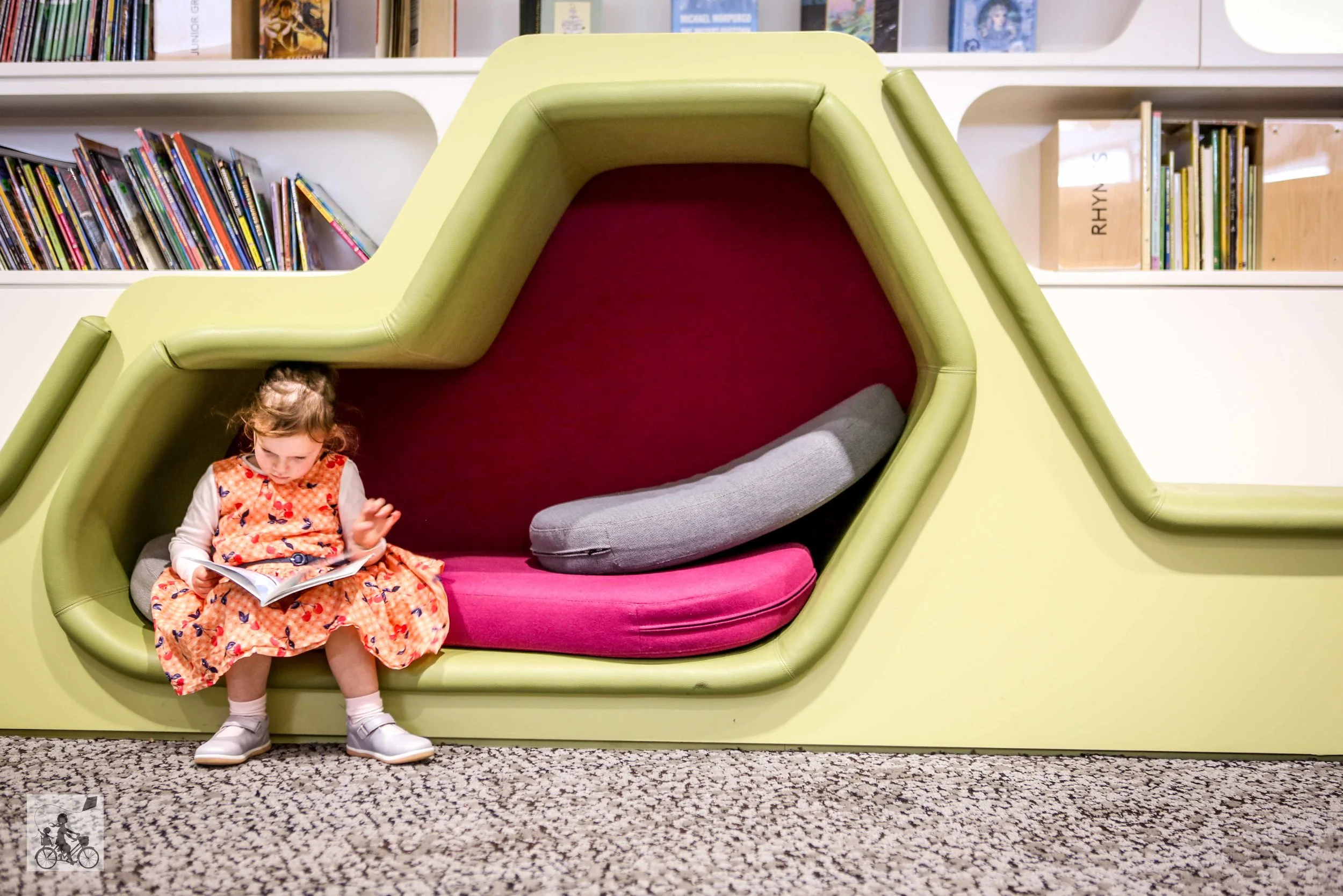 library @ bunjil place, narre warren — mamma knows east