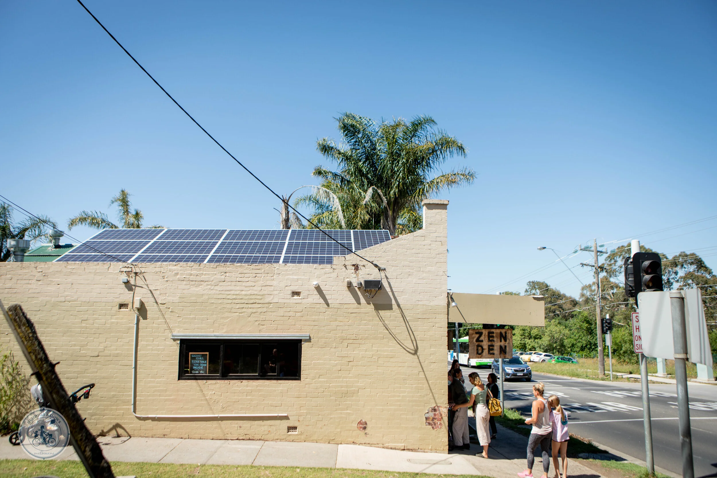zen den, eltham — mamma knows east