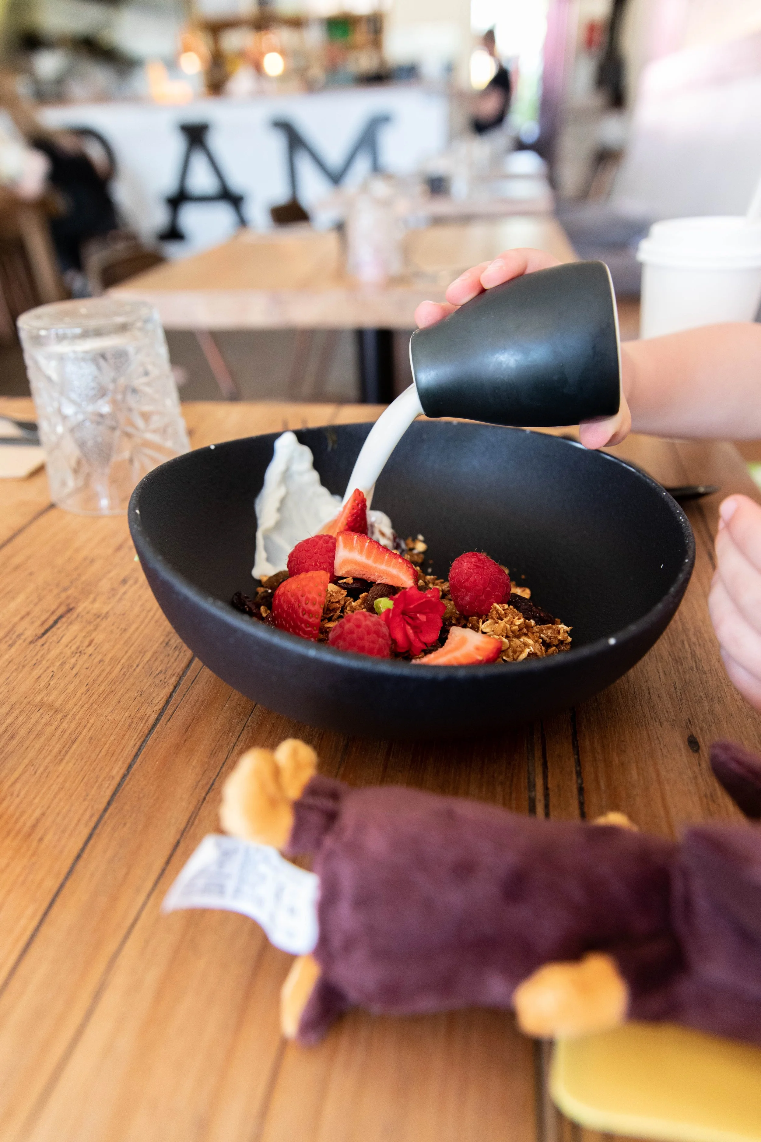 mad ram cafe, croydon — mamma knows east