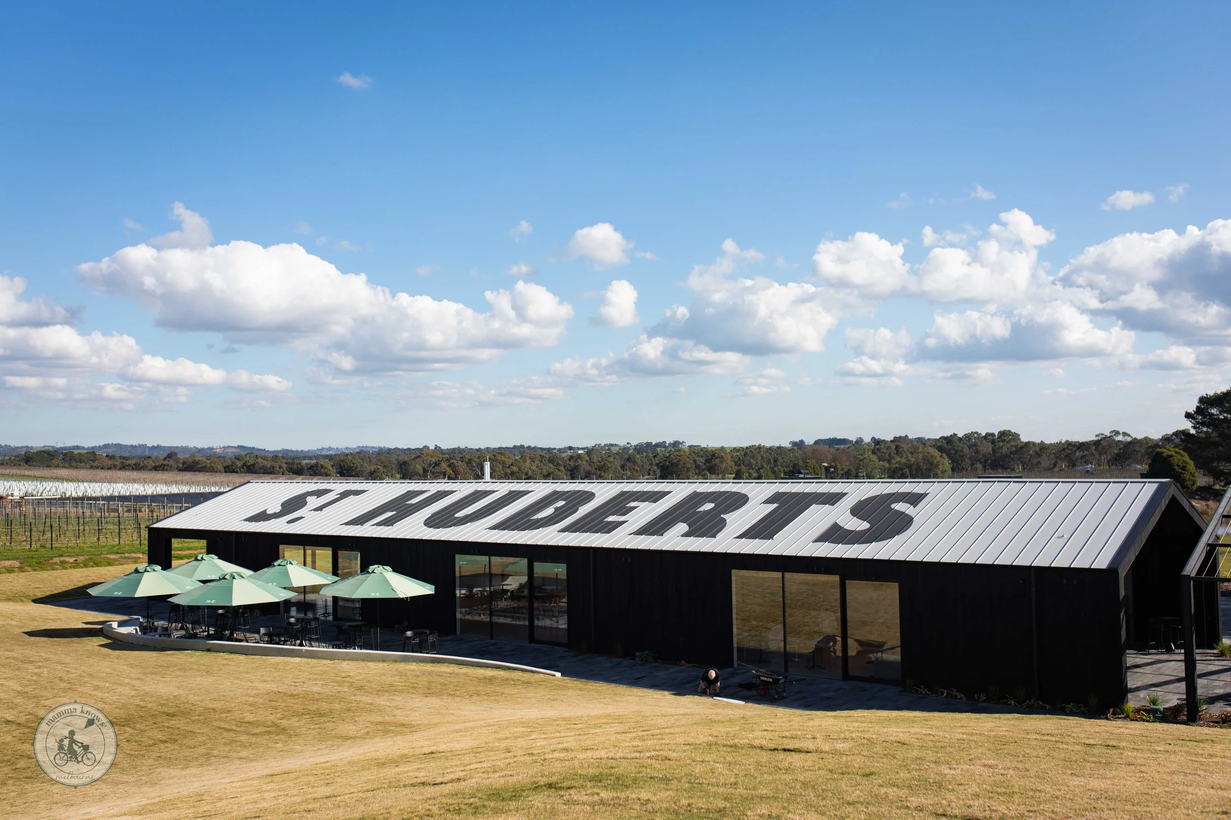 quarters @ hubert estate, coldstream — mamma knows east