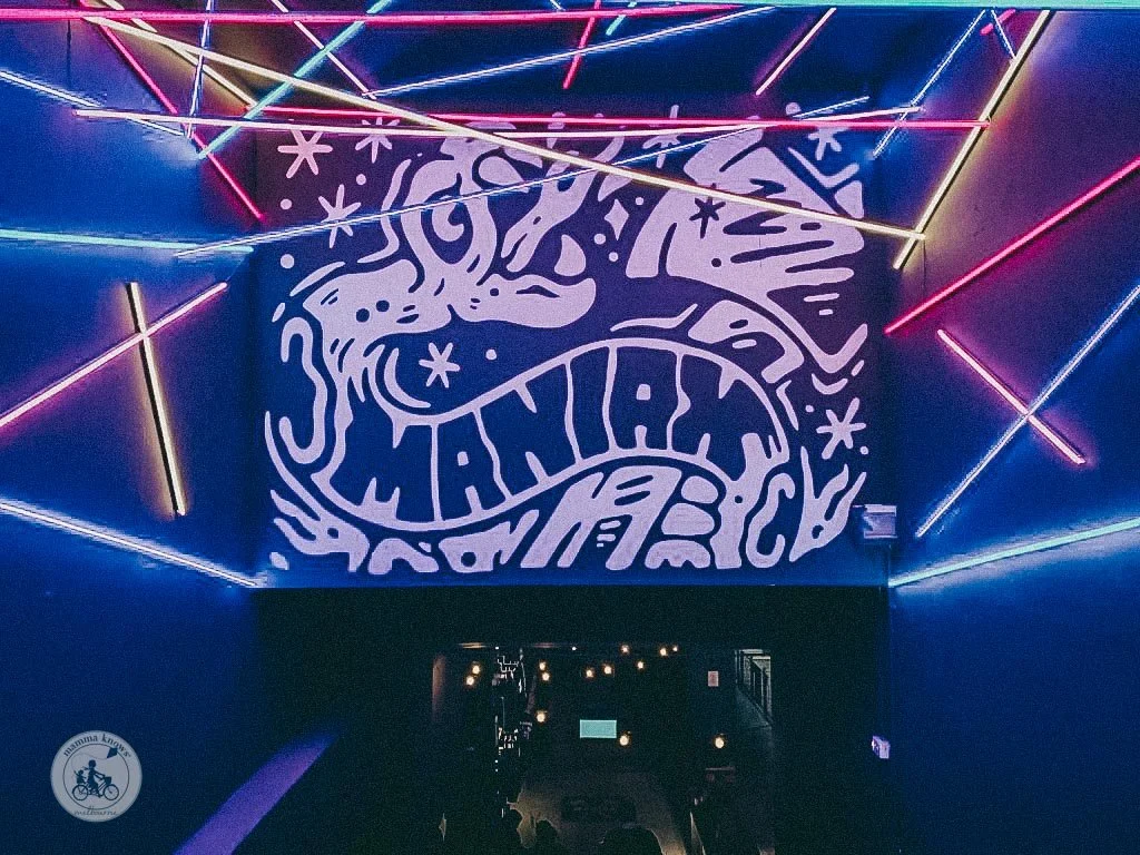 maniax, abbotsford — mamma knows east