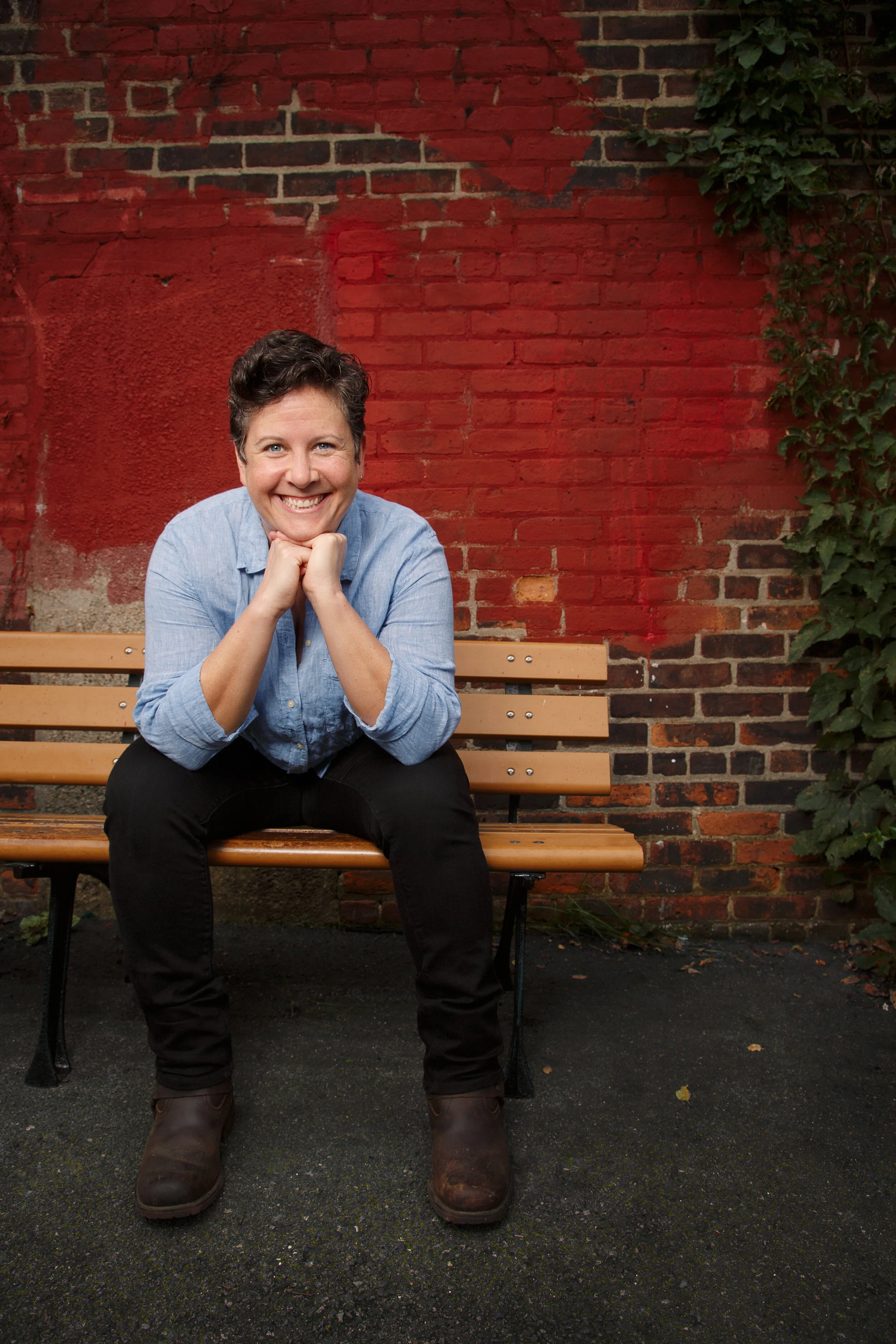 Liz Glazer — Ladies of Laughter®