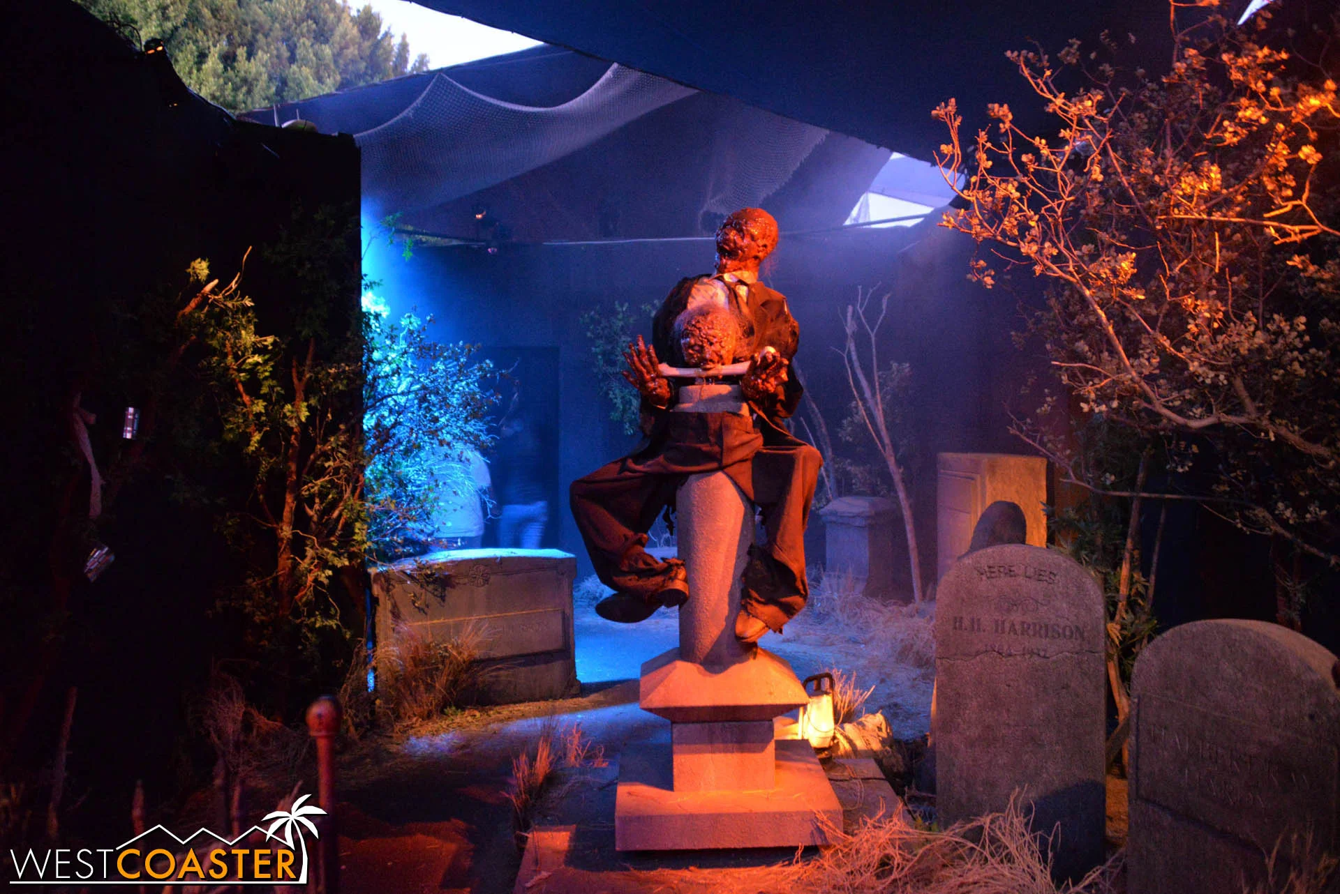 Universal Studios Hollywood Halloween Horror Nights 2016: Mazes Part 2 ...