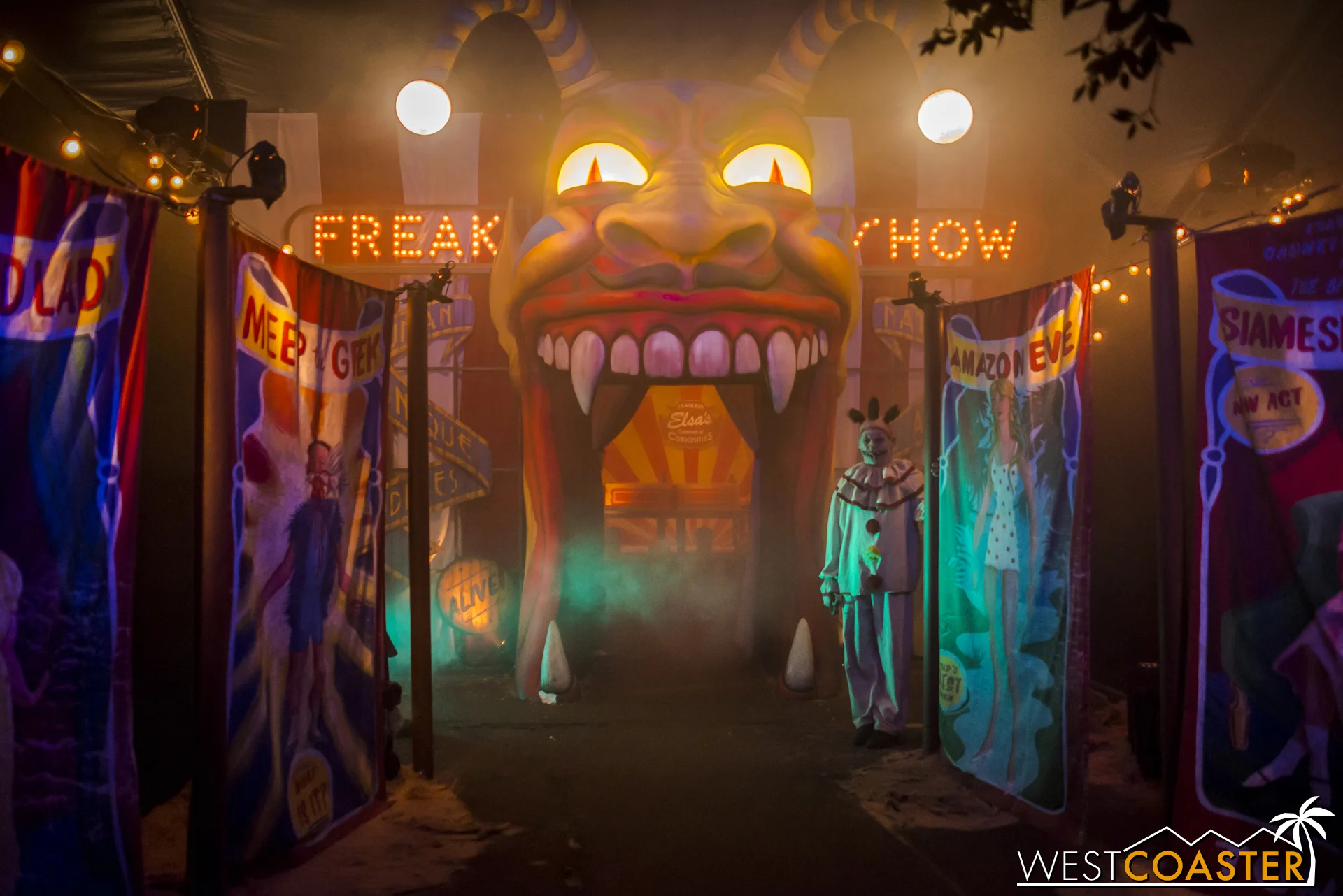 Universal Studios Hollywood Halloween Horror Nights 2016: Mazes Part 2 ...