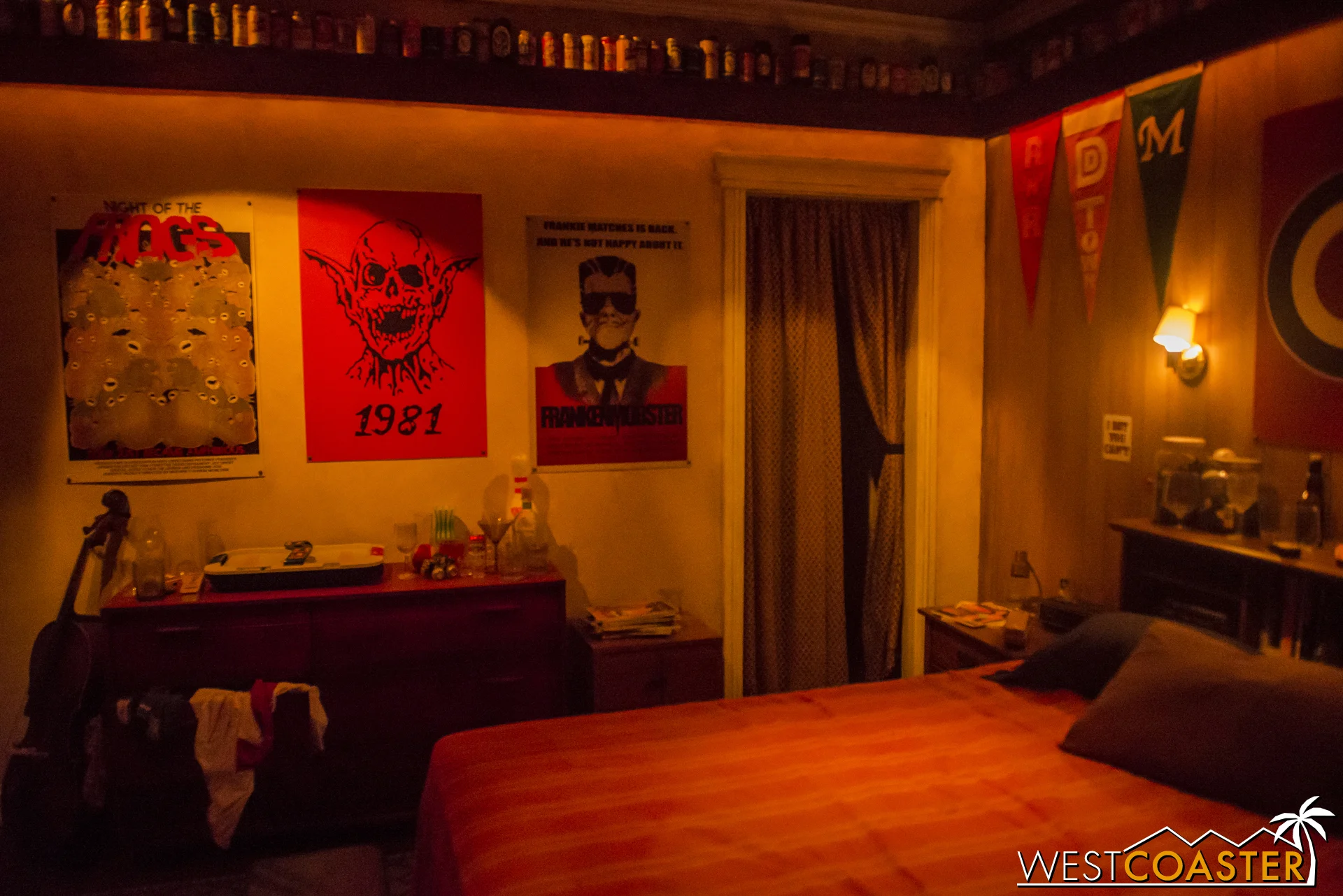 Universal Studios Halloween Horror Nights 2017: Mazes Review — Westcoaster
