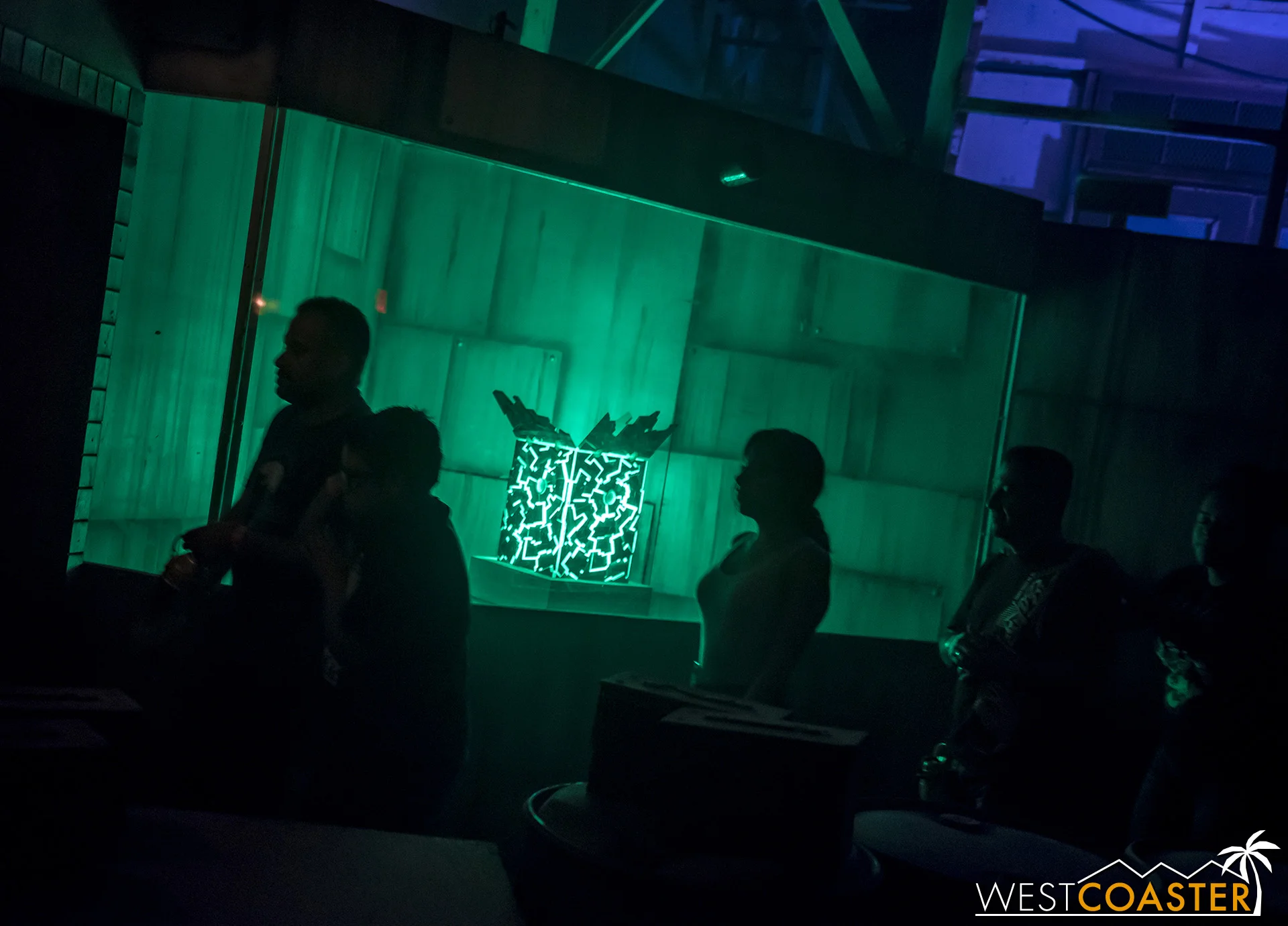 Six Flags Magic Mountain Fright Fest 2018: Mazes & Entertainment ...