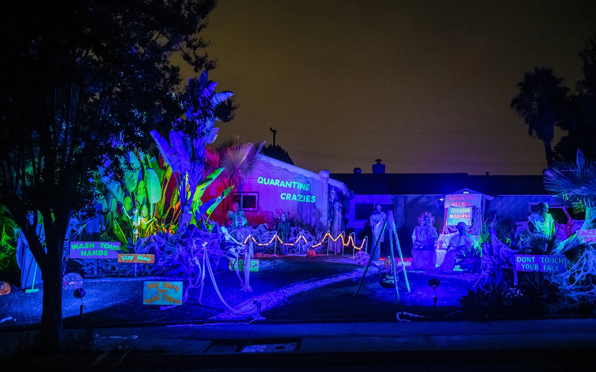 OC Yard Haunts 2021: Quarantine Crazies — Restcoaster