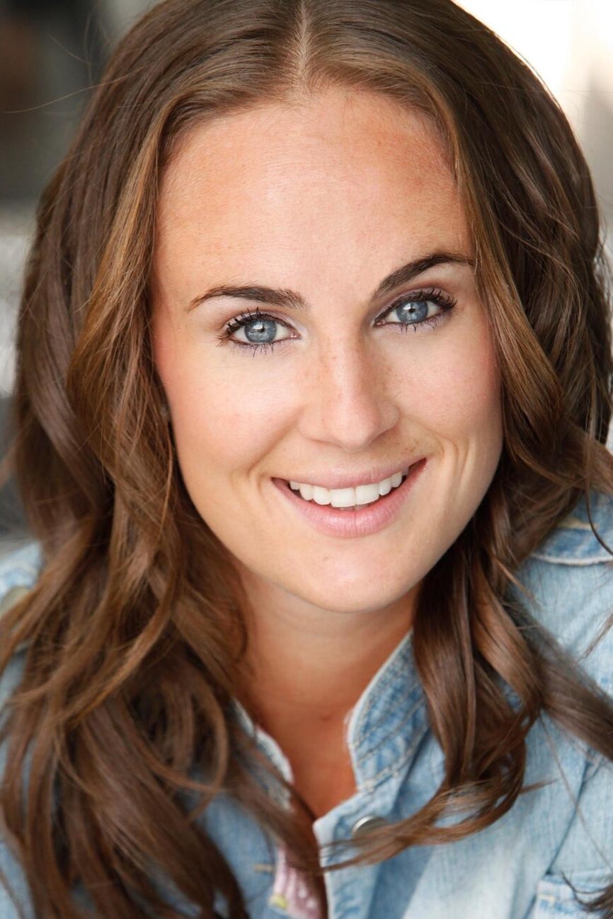 About Us — Lucy Robins School of Dance