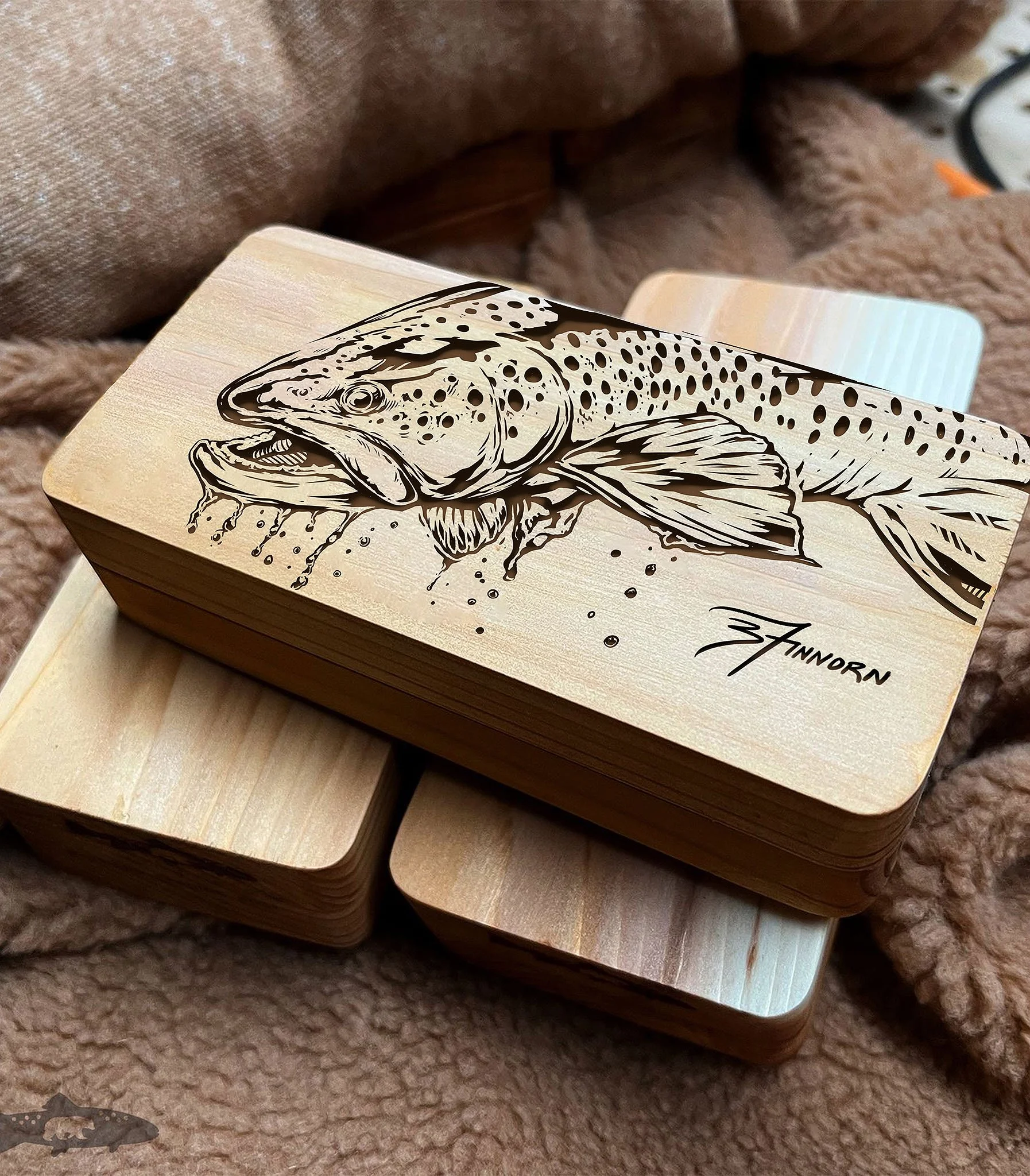 The PUCK Single Hand Minimalist Wooden Fly Box Wood Fly Fishing net ...