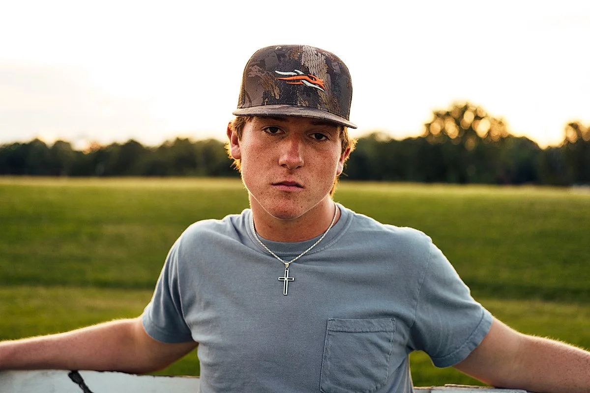 Live Music — Warehouse 25Sixty-five Kitchen & Bar