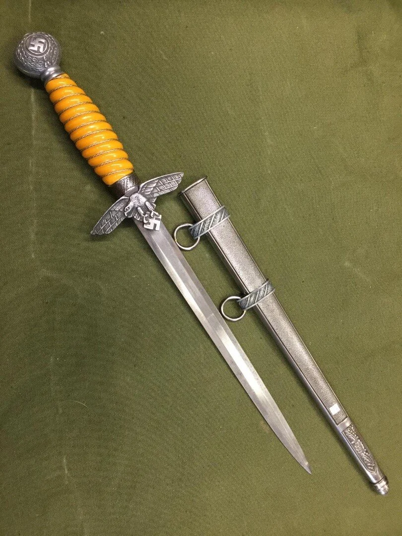 WW2 German Officers Dagger — Total-Recoil